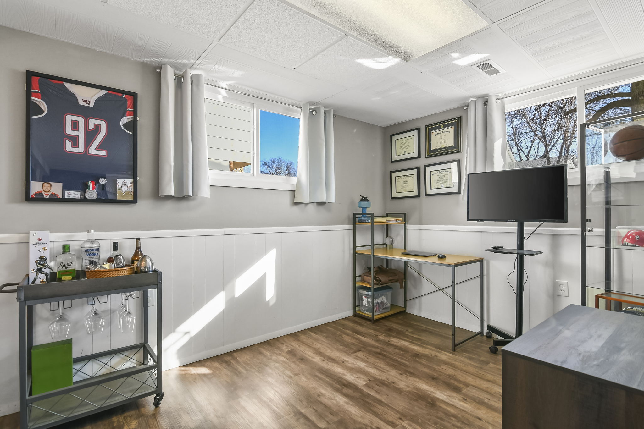 10 Baxter Pl, Jacksonville, IL 62650 | Design Eyes Photography