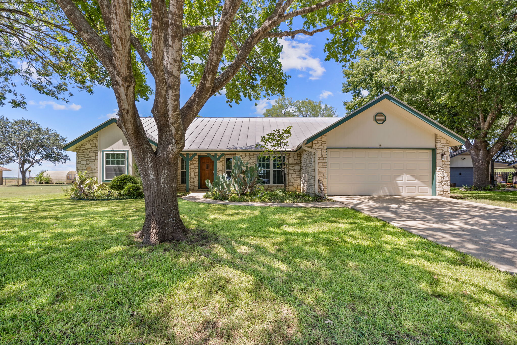 101 Country Lane, Castroville, TX 78009 | ATG Photography