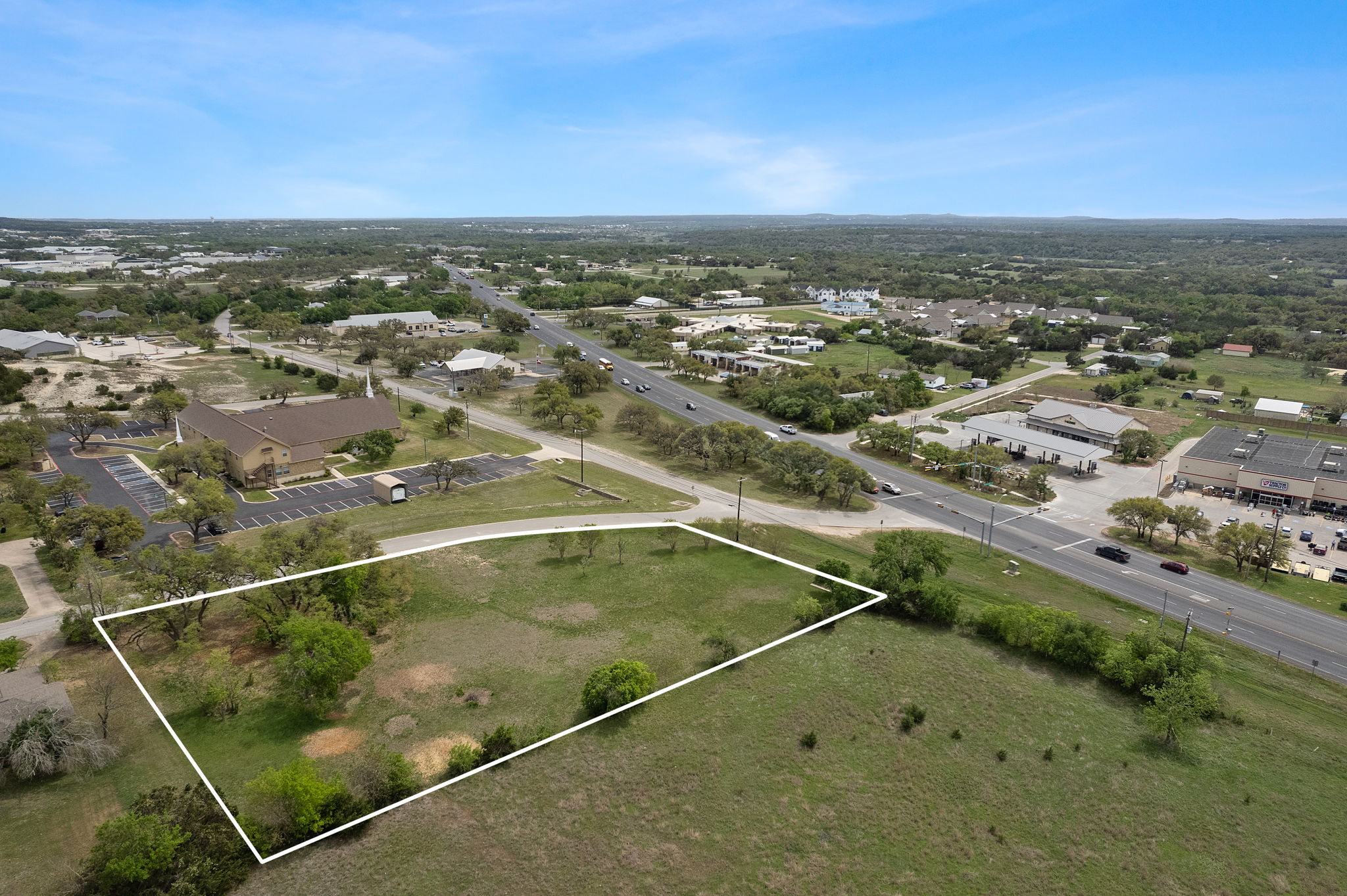 101 Meadow Oaks Dr, Dripping Springs, TX 78620