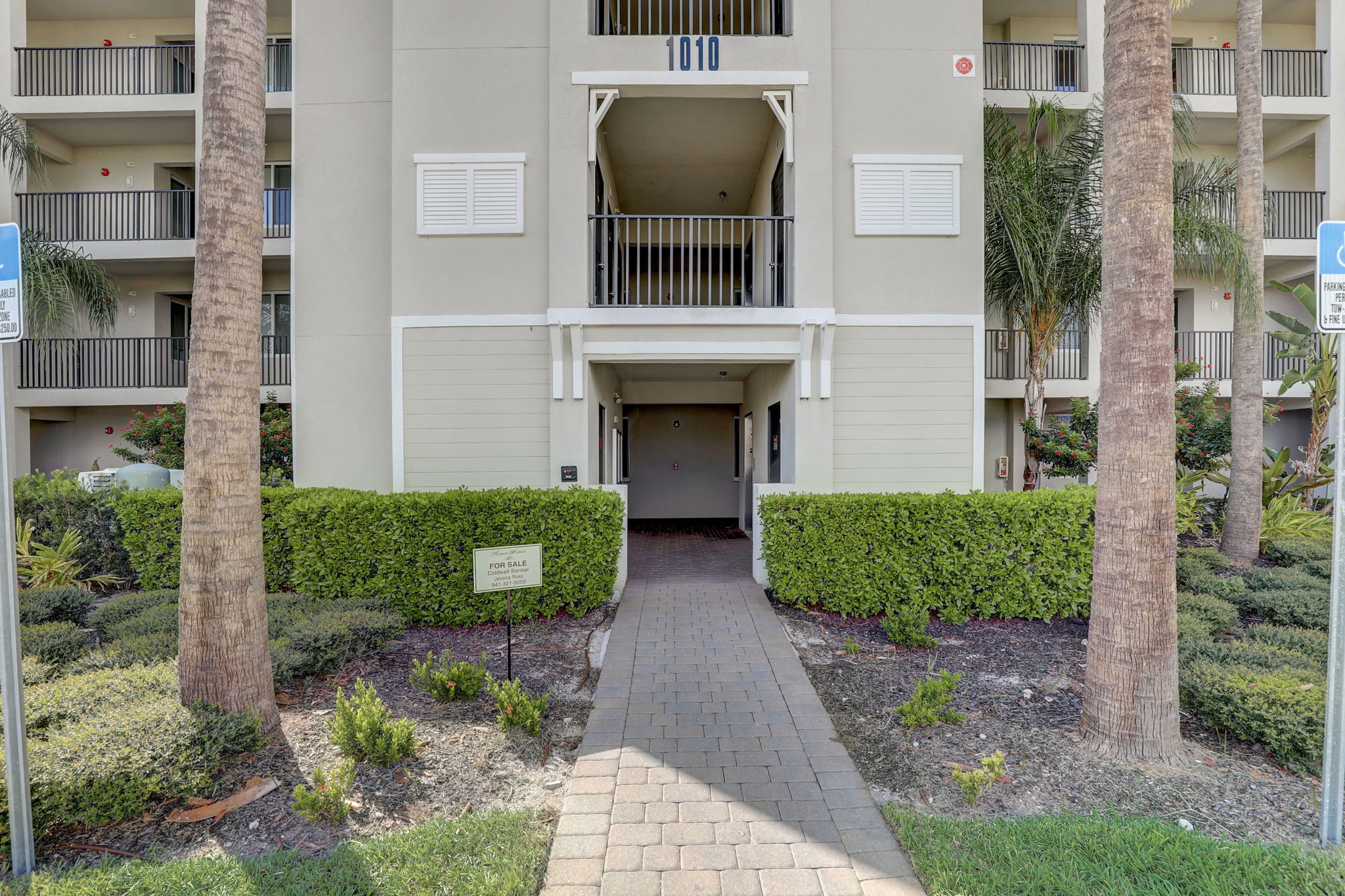 1010 Tidewater Shores Loop 405, Bradenton, FL 34208 | ShowingTime+ ...