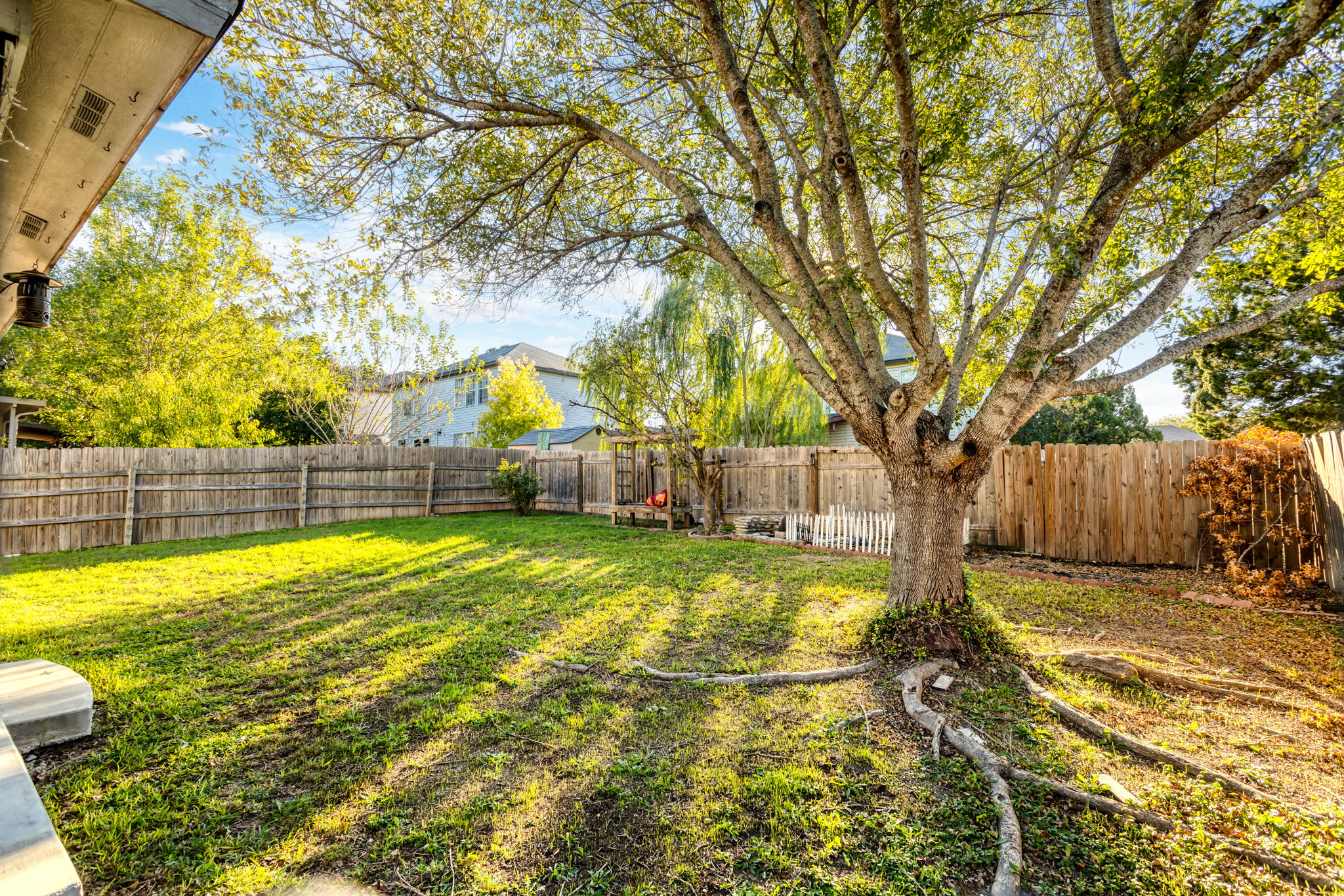 10131 Silverbrook Pl, San Antonio, TX 78254 | MrHevia Media