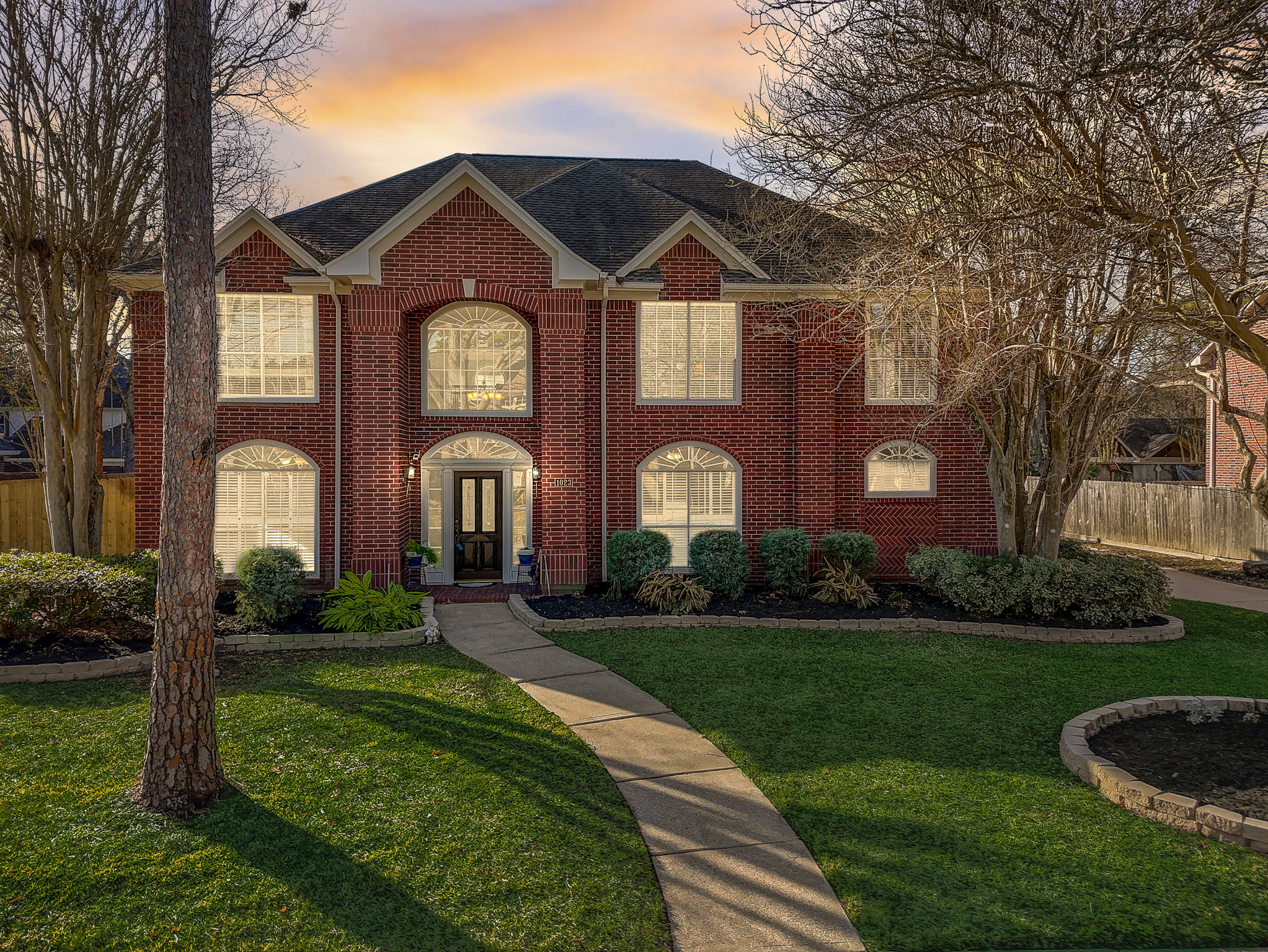 1023 Live Oak Ln, Seabrook, TX 77586 | Zillow Media Experts