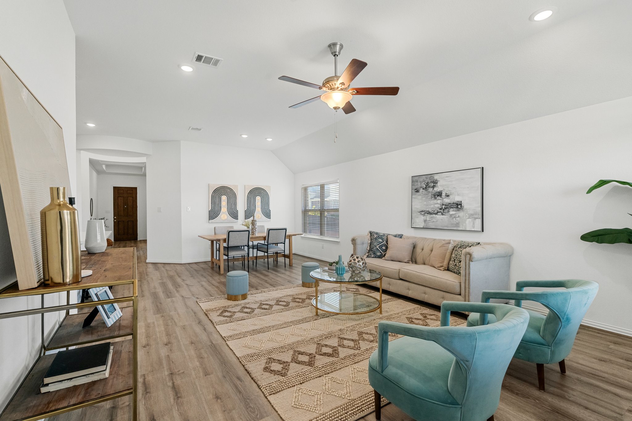 1033 Leadtree Loop, Mustang Ridge, TX 78610