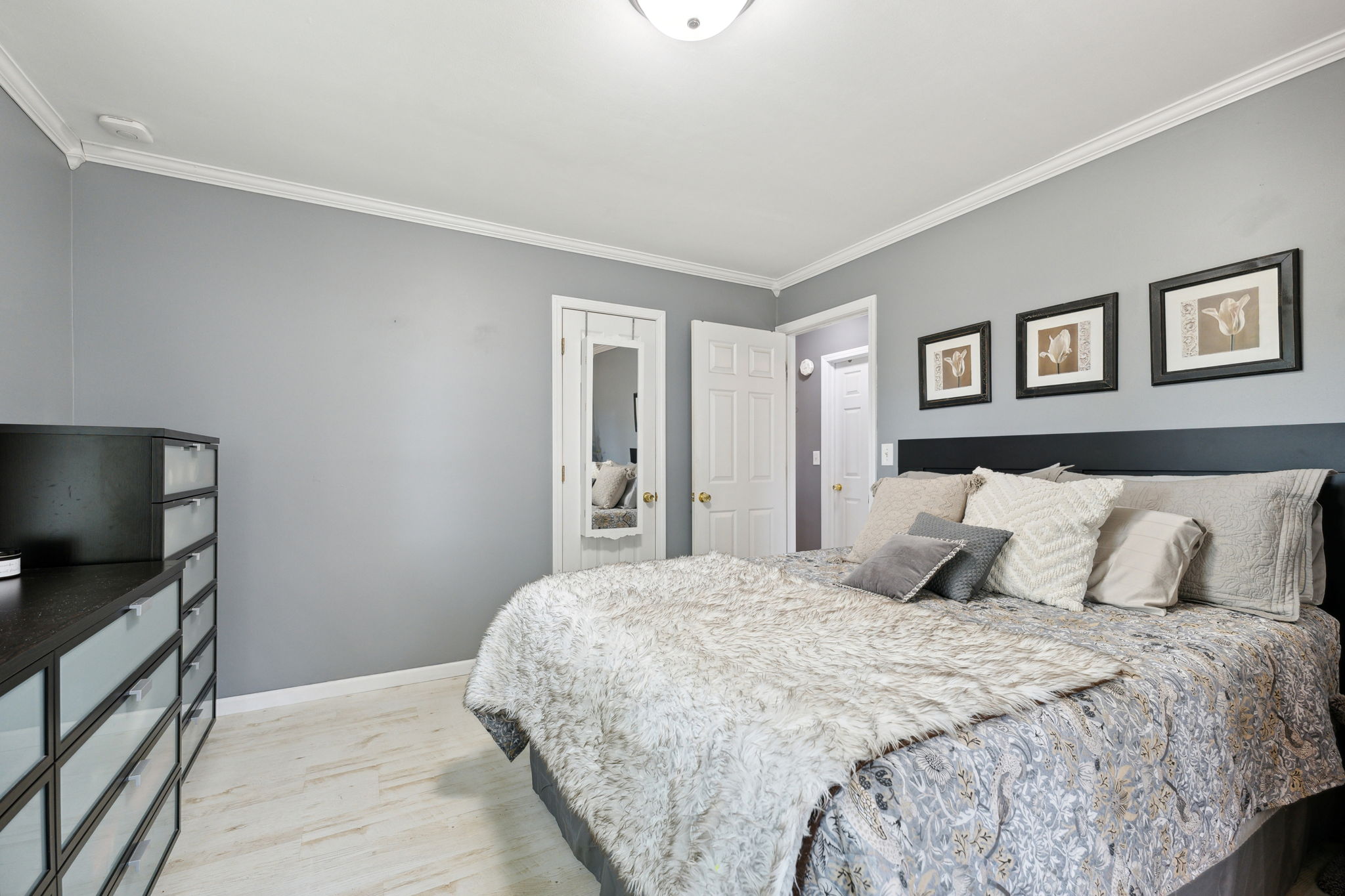 104 Riverside Dr, Montgomery, IL 60538 | Archi-Pix