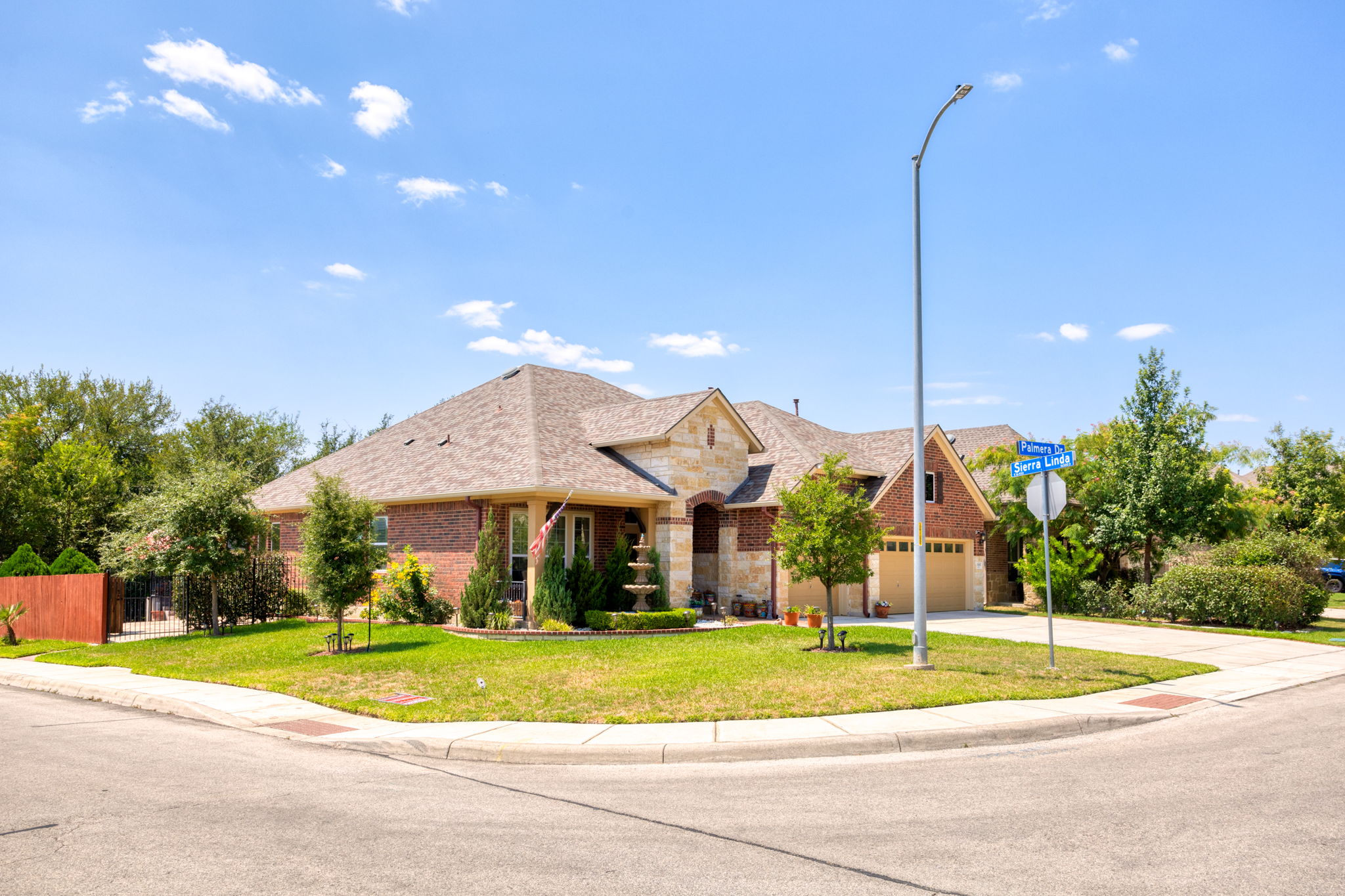 10402 Palmera Dr Helotes TX 78023 MrHevia Media