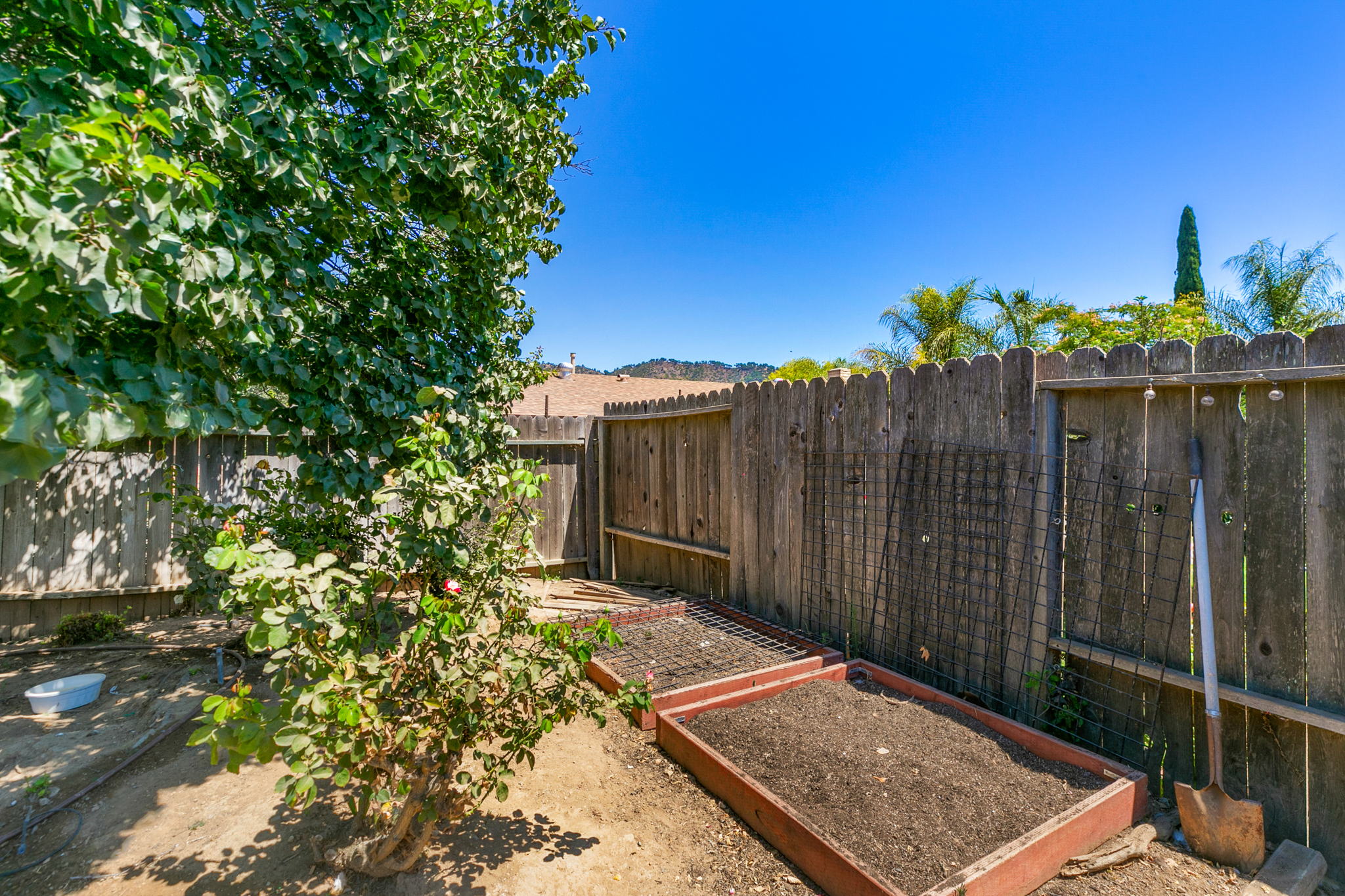 10578 Almond Ave, Oak View, CA 93022 | Upmarket Media