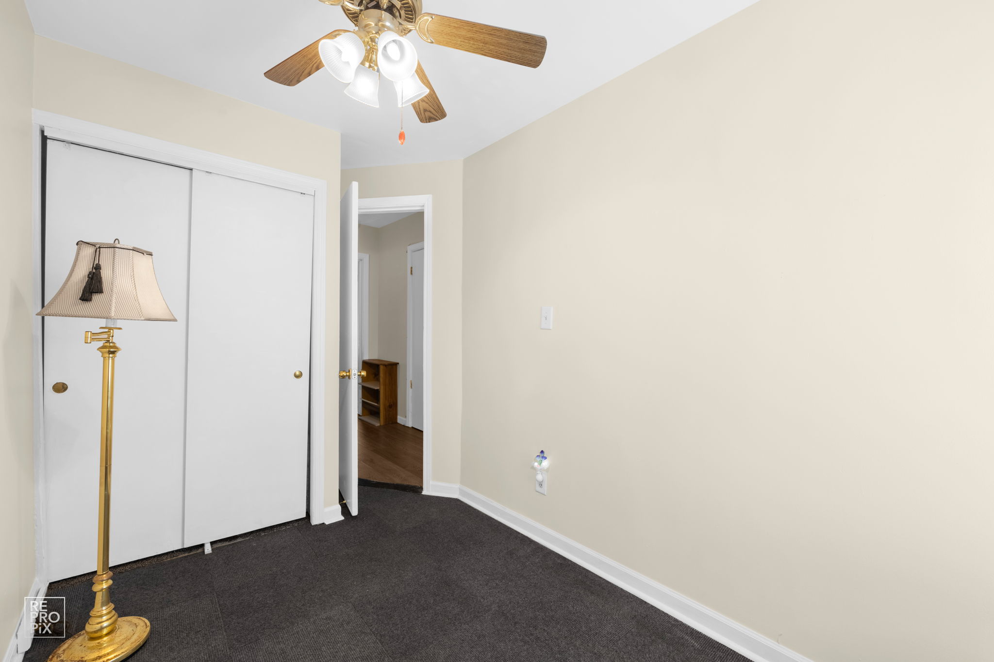 10711 S Champlain Ave, Chicago, IL 60628 | Repropix Corp.
