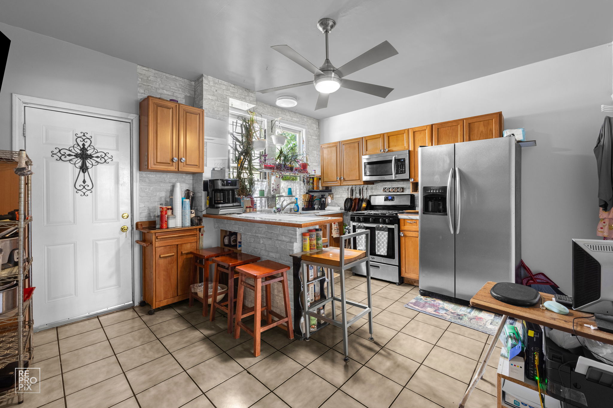 10711 S Champlain Ave, Chicago, IL 60628 | Repropix Corp.