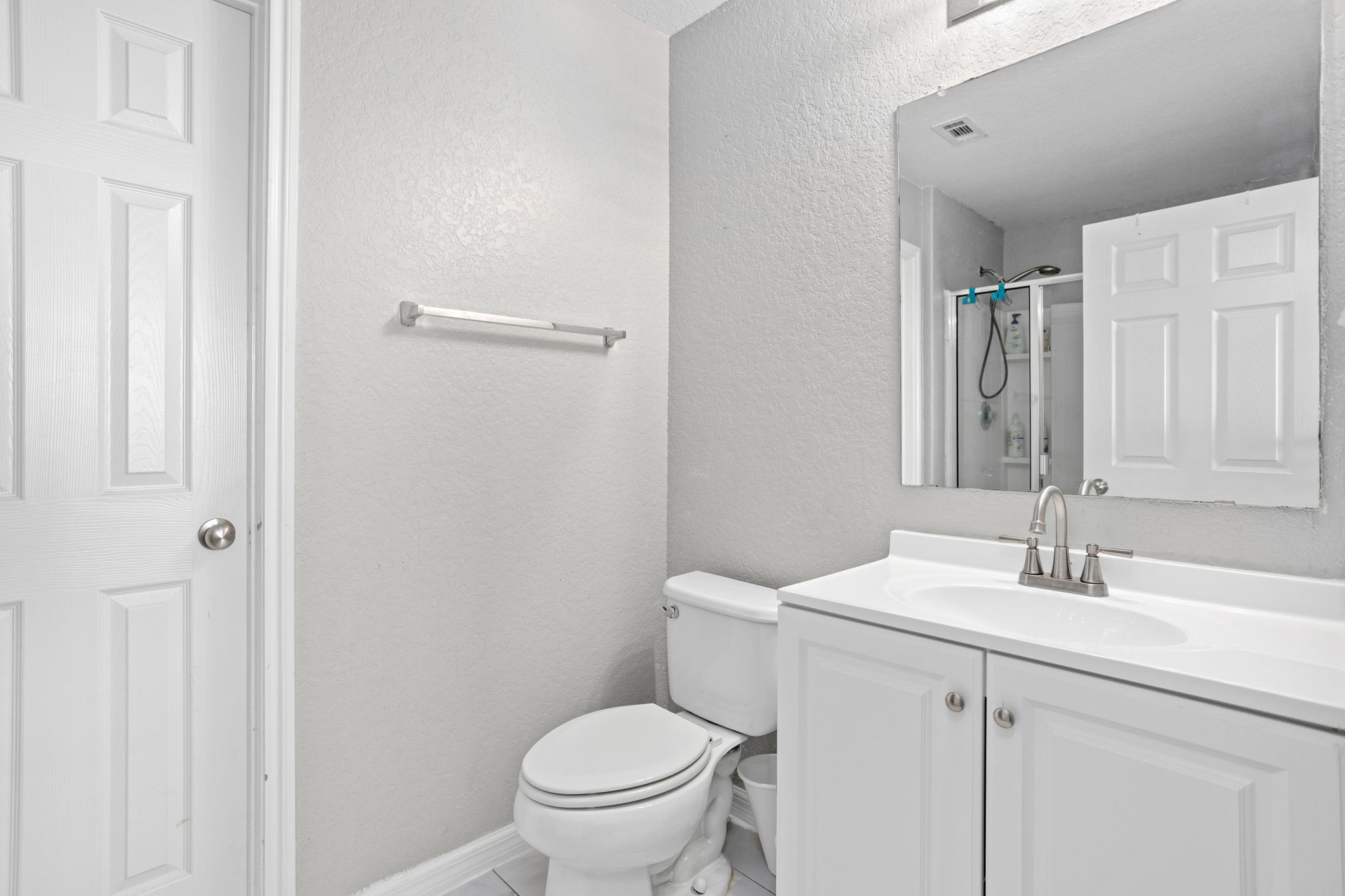 10806 Gunsel Trail, San Antonio, TX 78245 | MrHevia Media