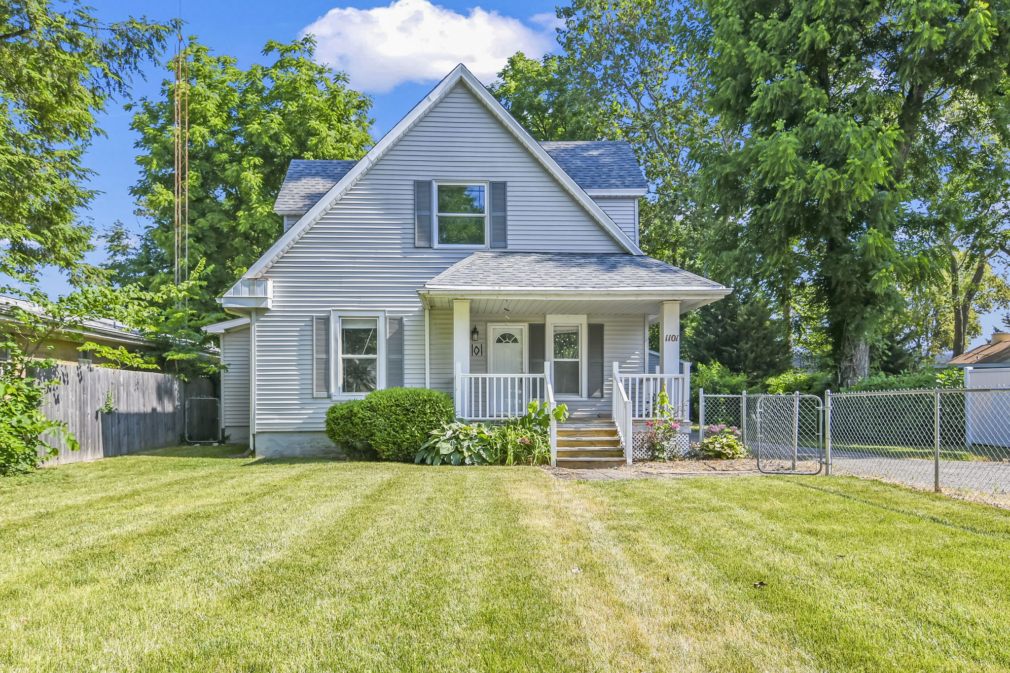 1101 W Maple Ave S, Springfield, IL 62704 | Design Eyes Photography