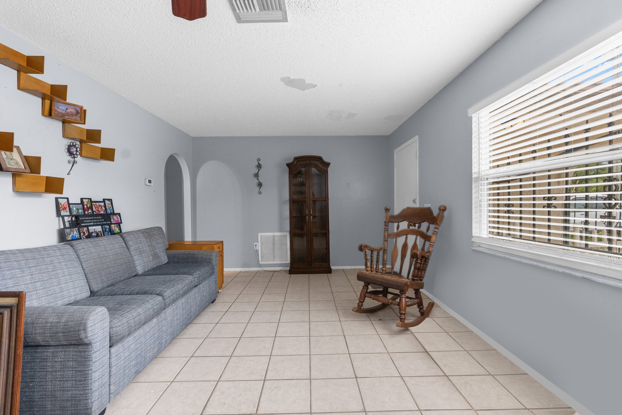 11034 Lightwood St, Spring Hill, FL 34608 | Pictures That Sell