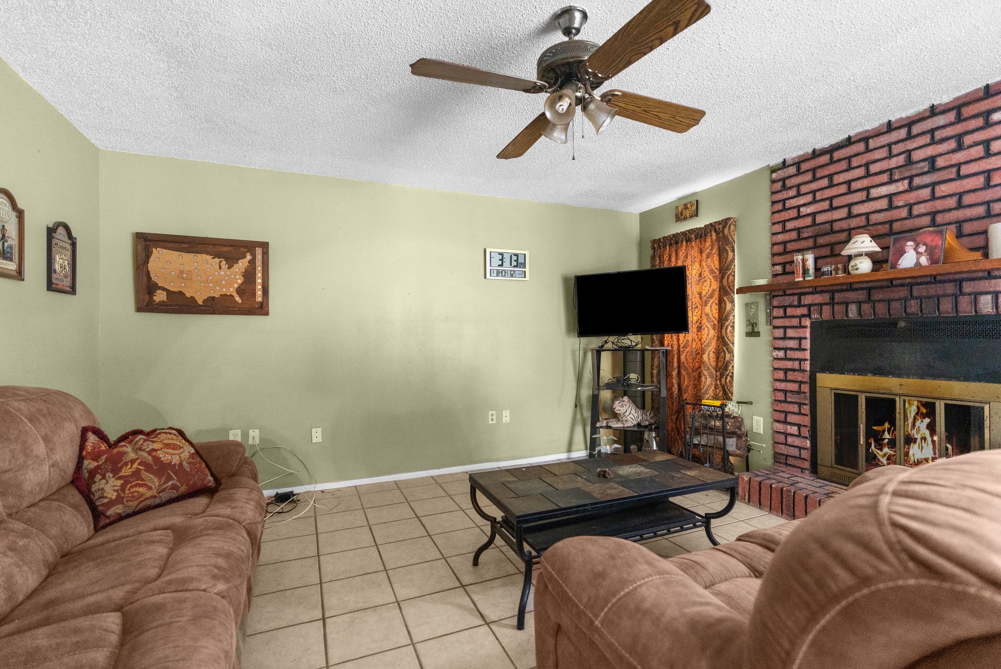 11034 Lightwood St, Spring Hill, FL 34608 | Pictures That Sell