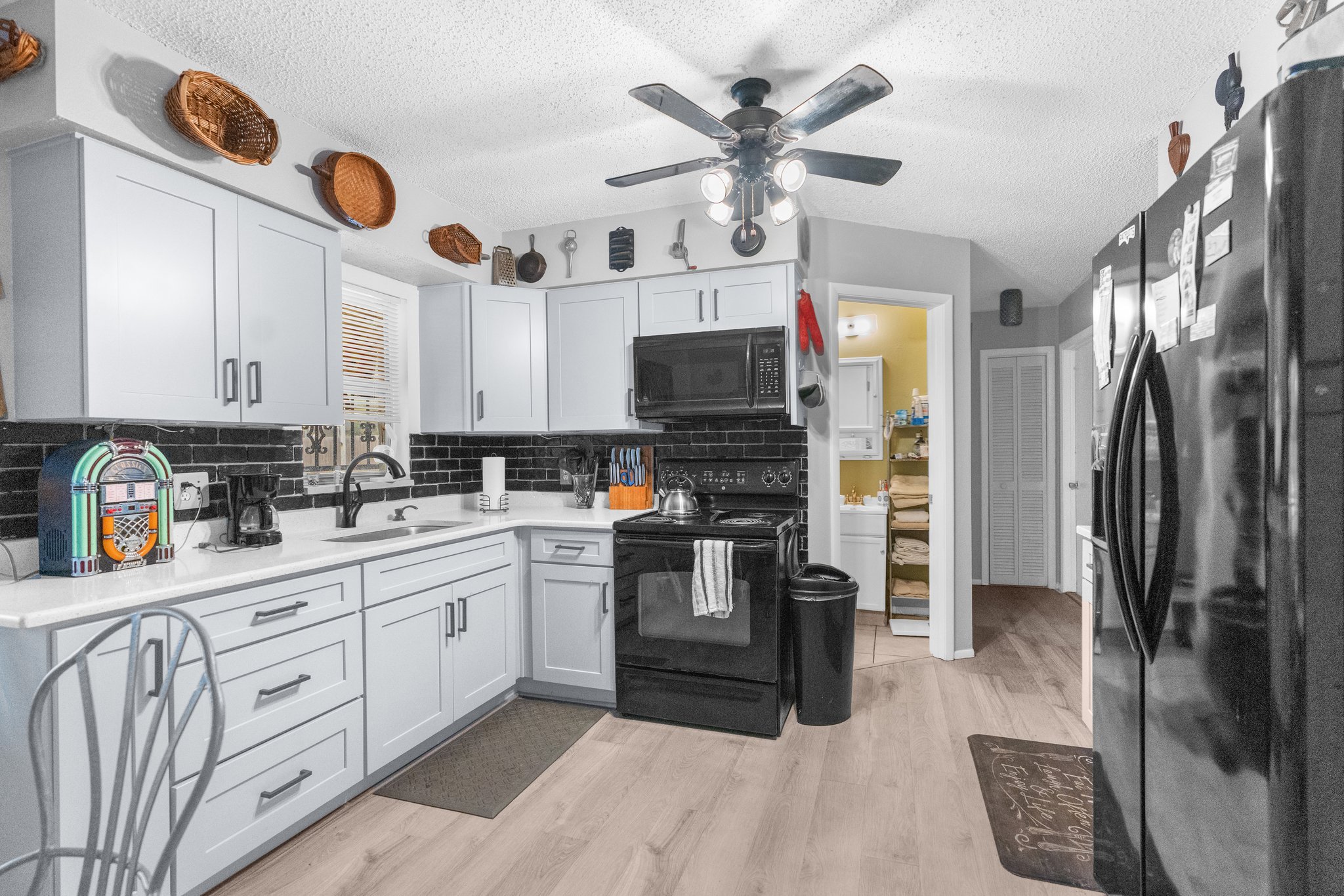 11034 Lightwood St, Spring Hill, FL 34608 | Pictures That Sell