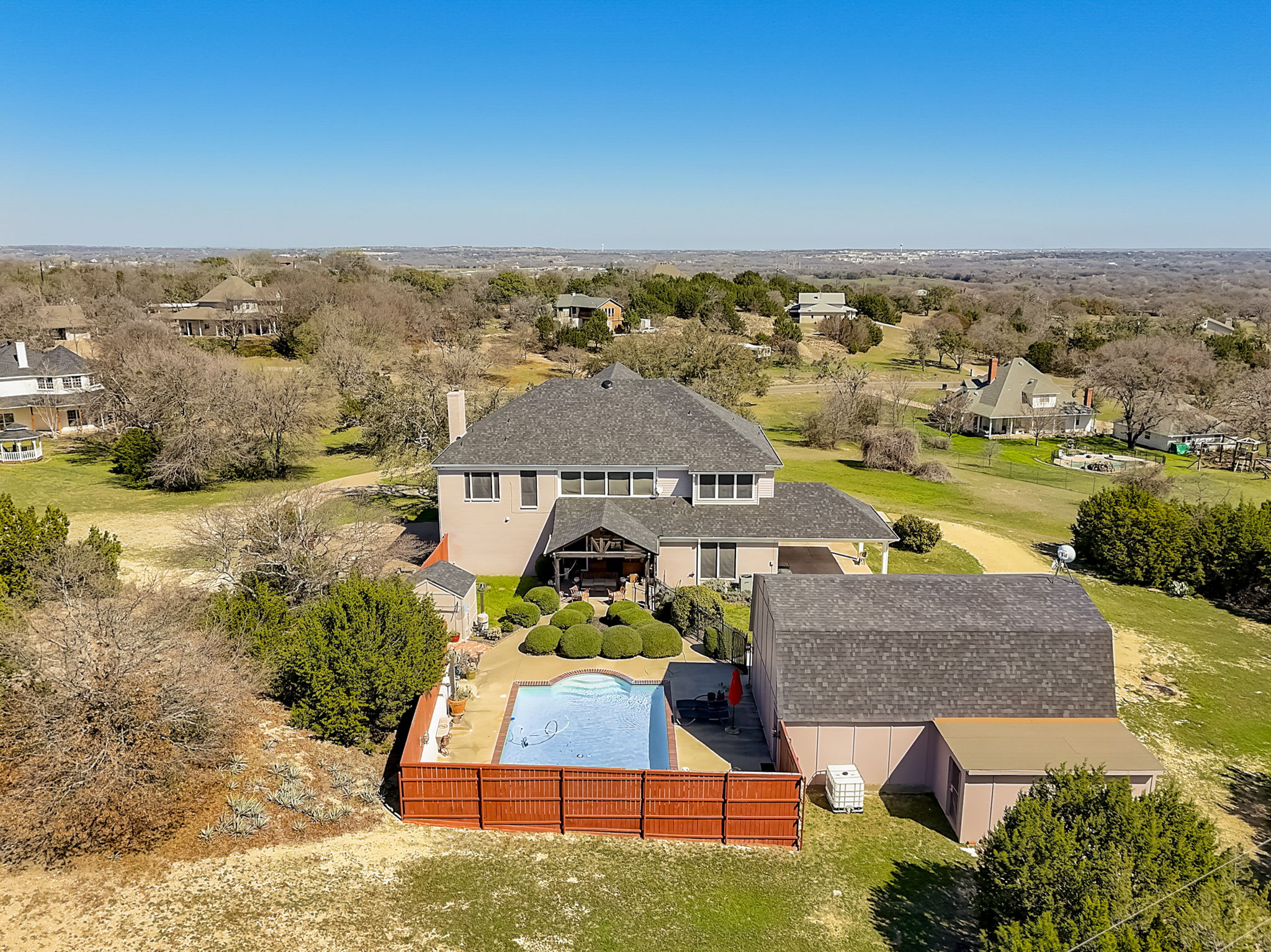 111 Lake Circle Ct, Weatherford, TX 76087 | Zillow Media Experts