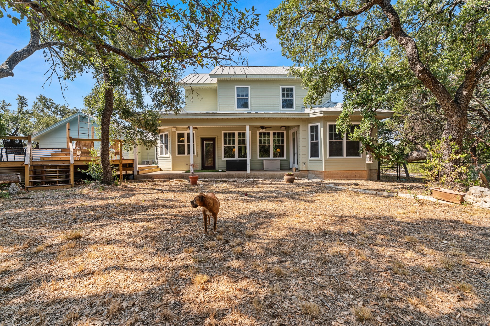 1116 Springlake Dr, Dripping Springs, TX 78620