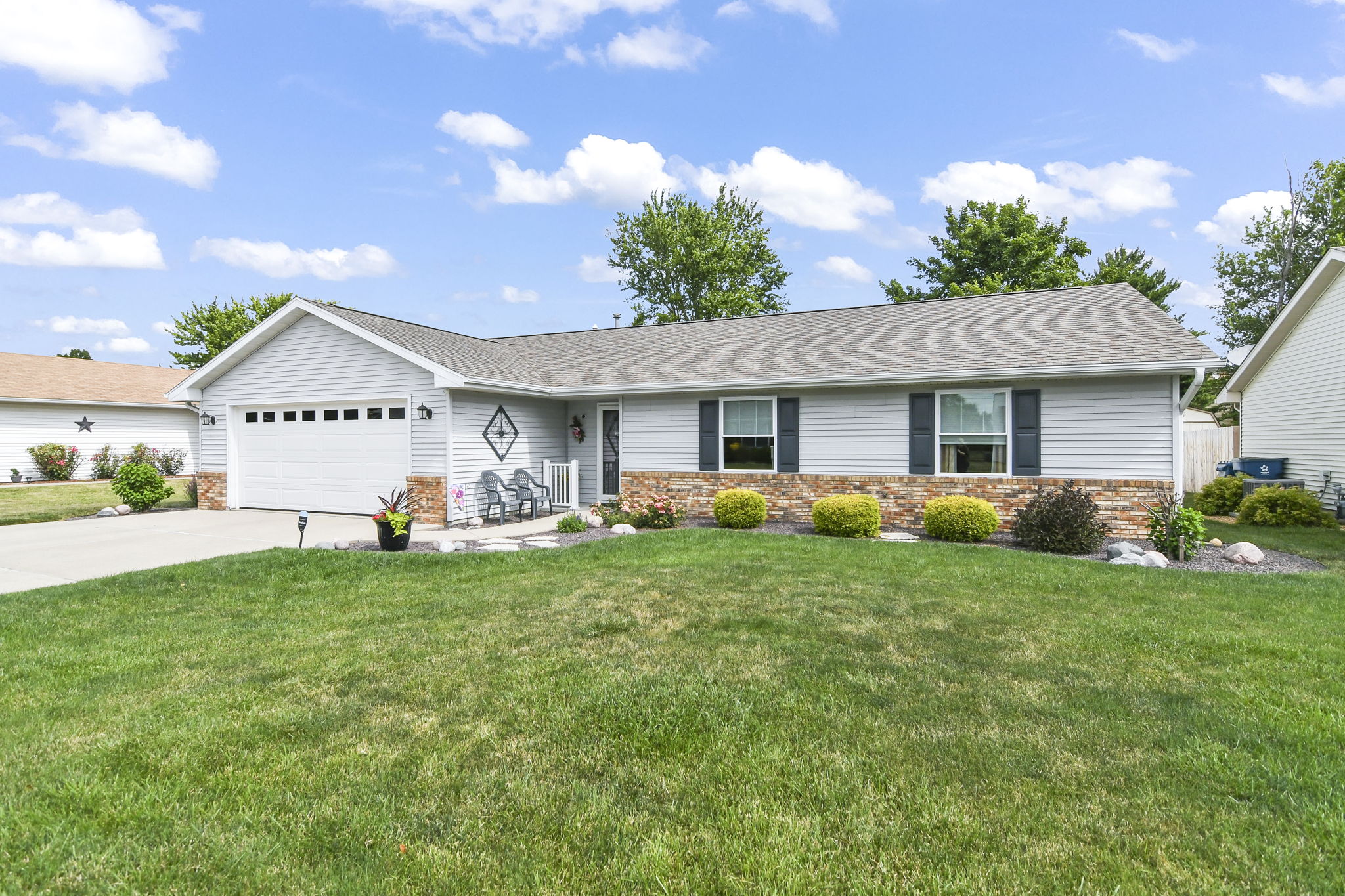 113 E Sherry Dr, Springfield, IL 62703 | Design Eyes Photography