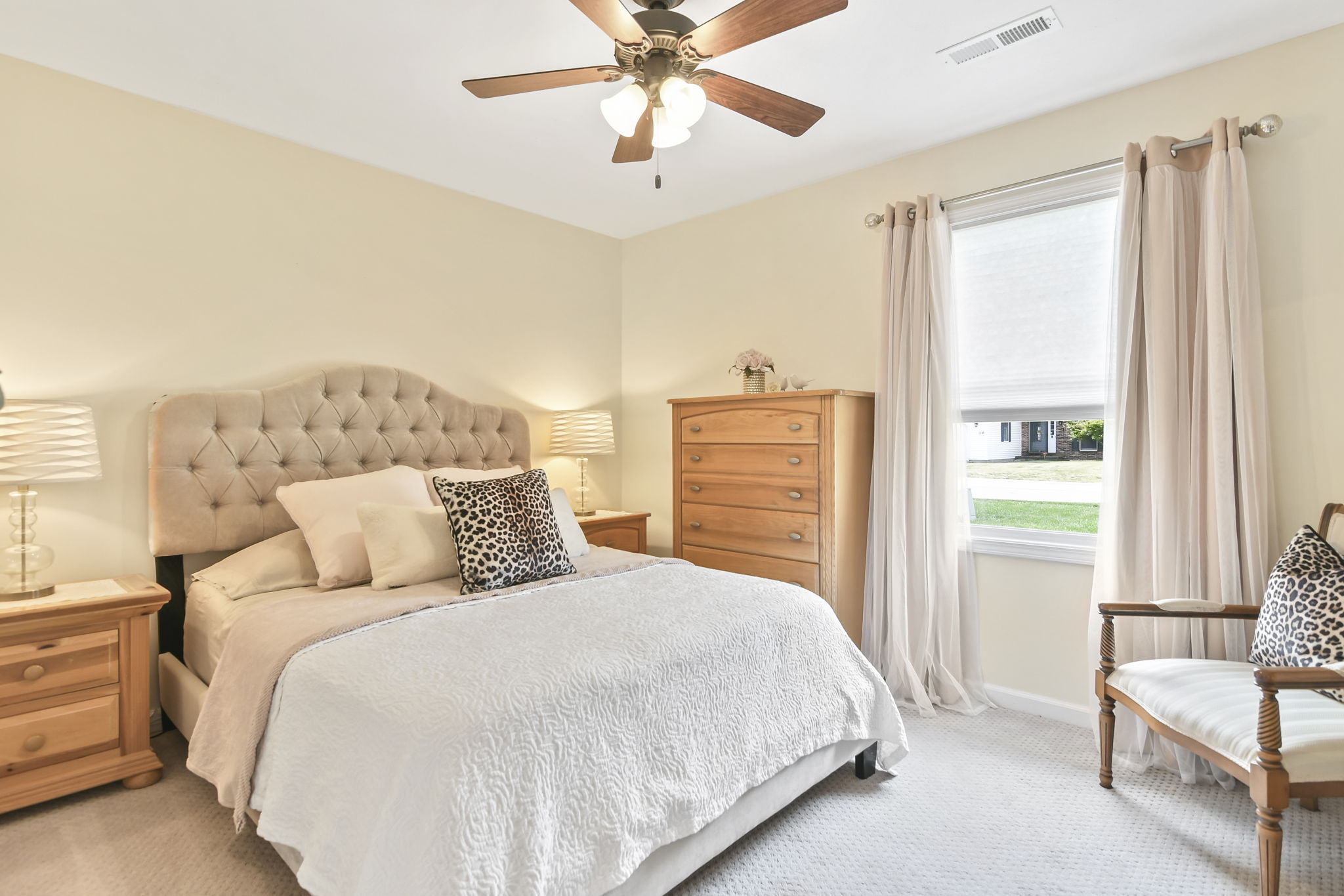 113 E Sherry Dr, Springfield, IL 62703 | Design Eyes Photography