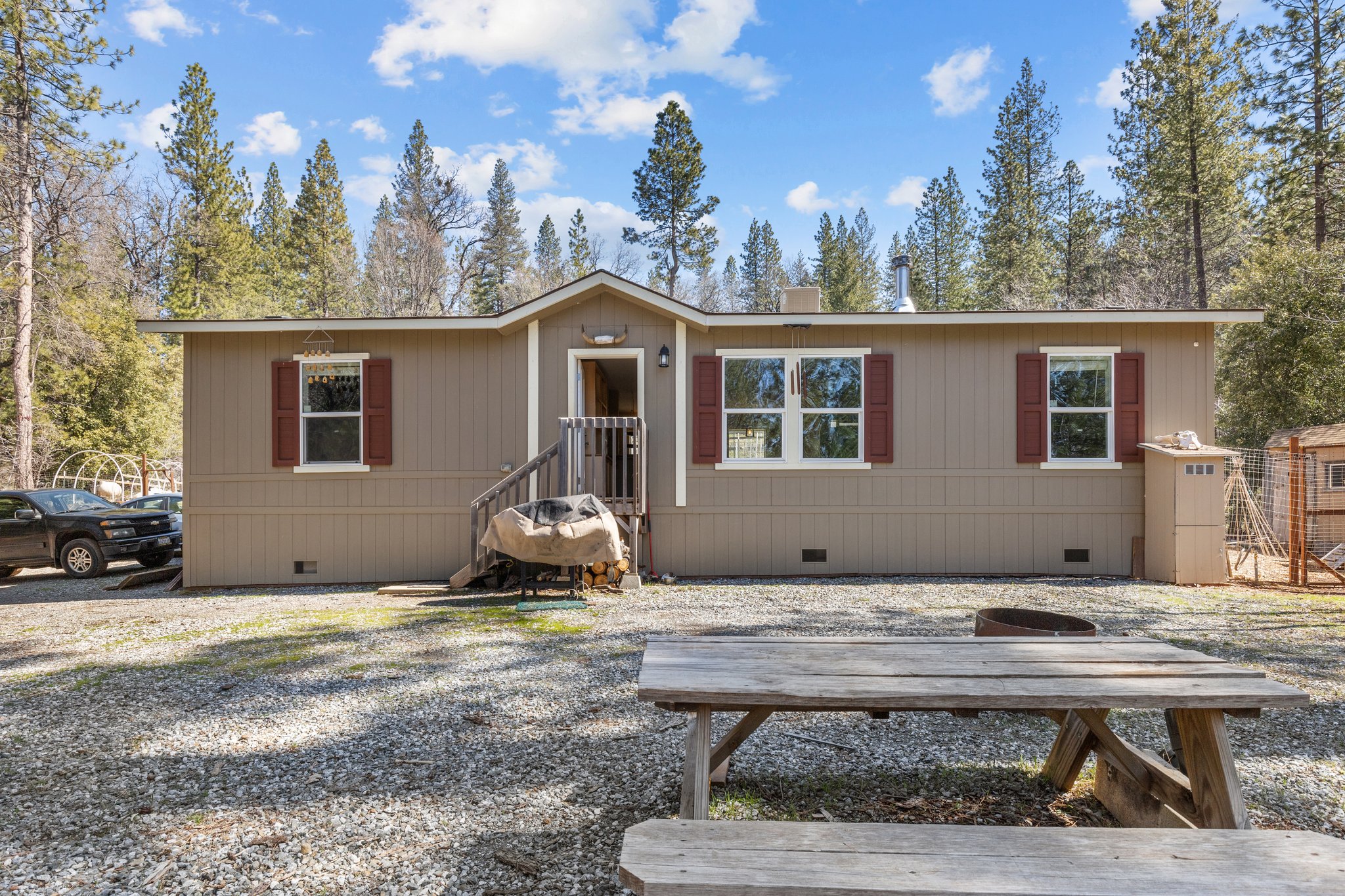 1150 Hubbard Rd, Sheep Ranch CA 95246 | Golden Thorn Photography