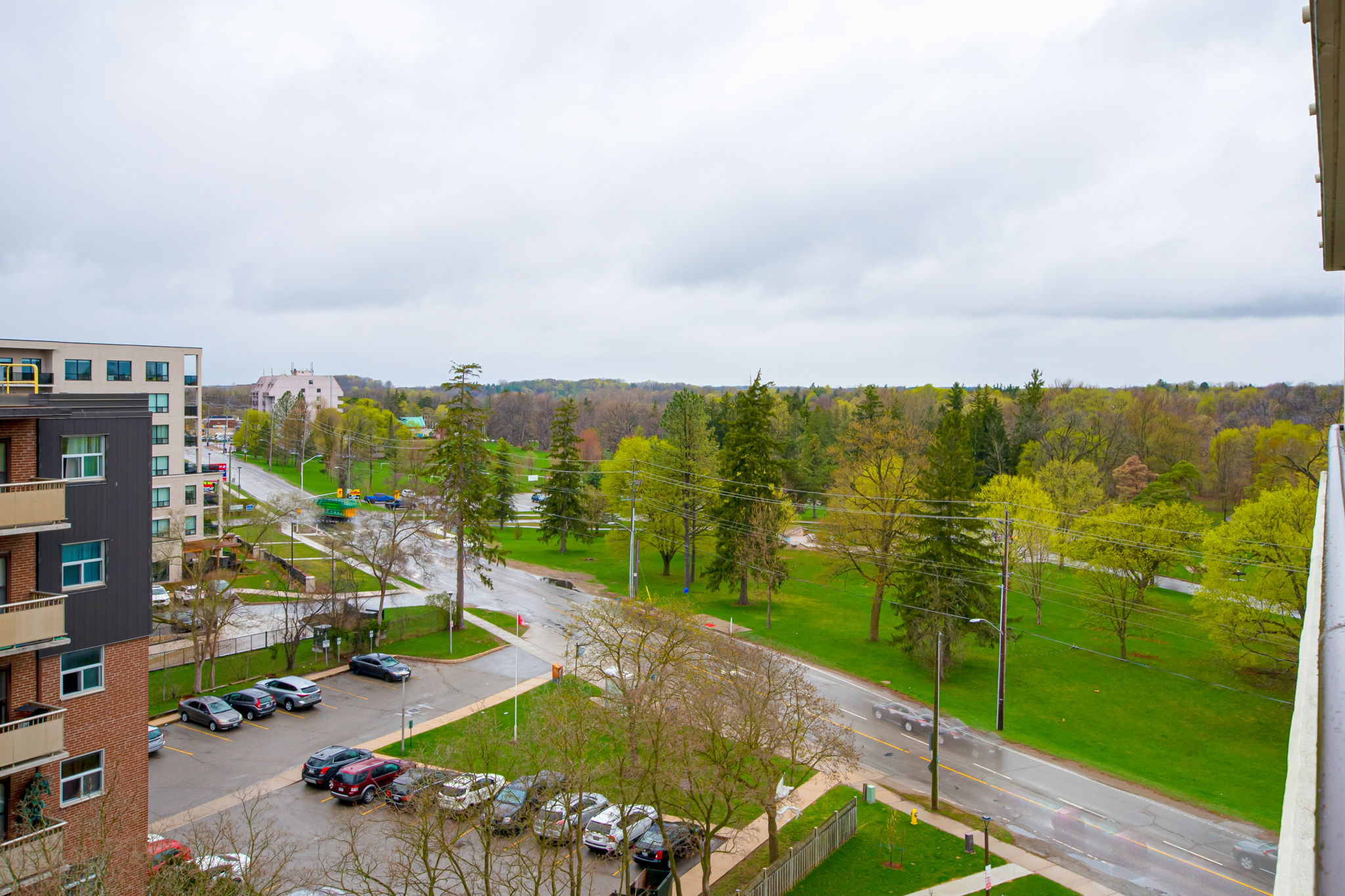 1180 Commissioners Rd W 703, London, ON N6K 4J2 | TourMe.ca / Lemontree