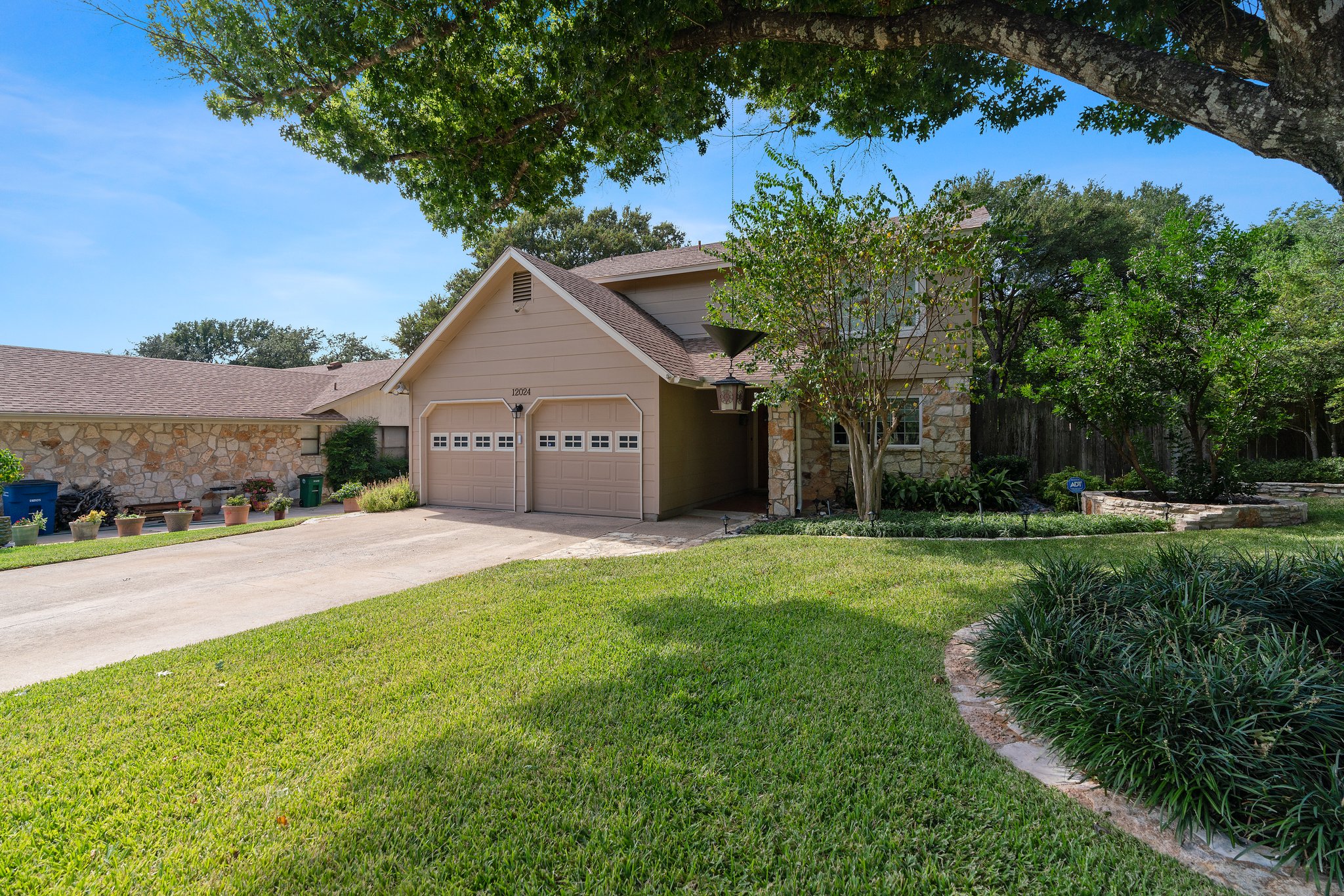 12024 Carmel Park Ln, Austin, TX 78727