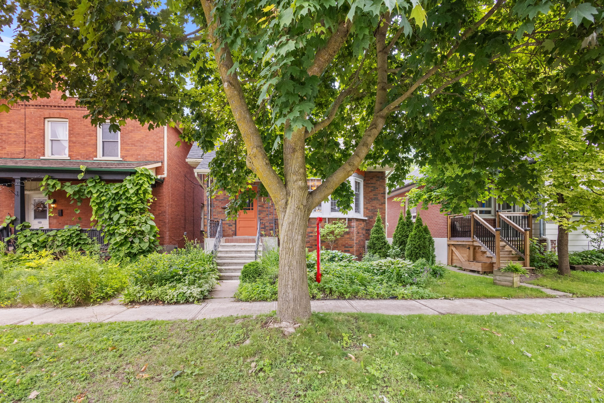 121 Maude St, Peterborough, ON K9J 3A1 | Reid Media Agency