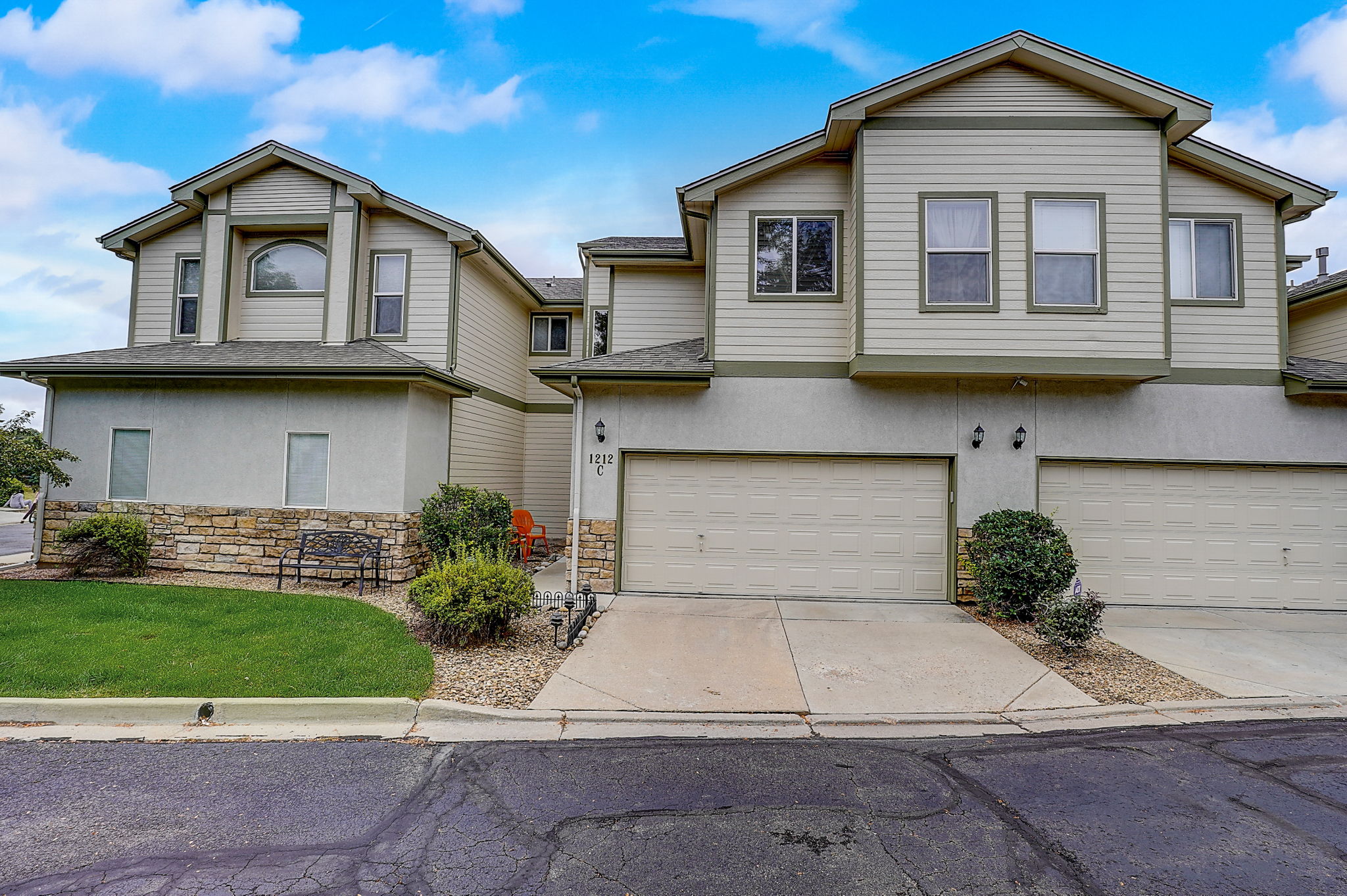 1212 S Idalia St Unit C, Aurora, CO 80017 | Zillow Media Experts