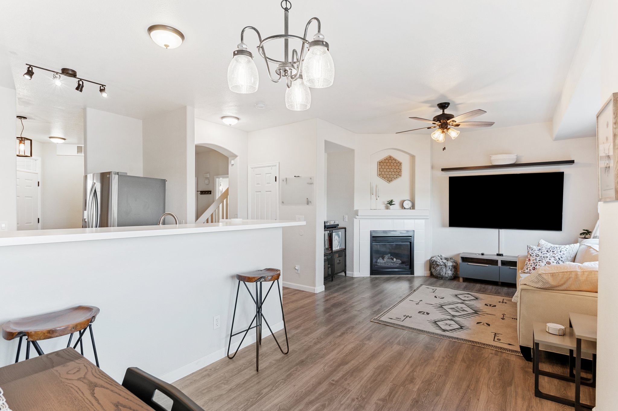 12295 E 2nd Dr., Aurora, CO 80011 | VirtuallySold®