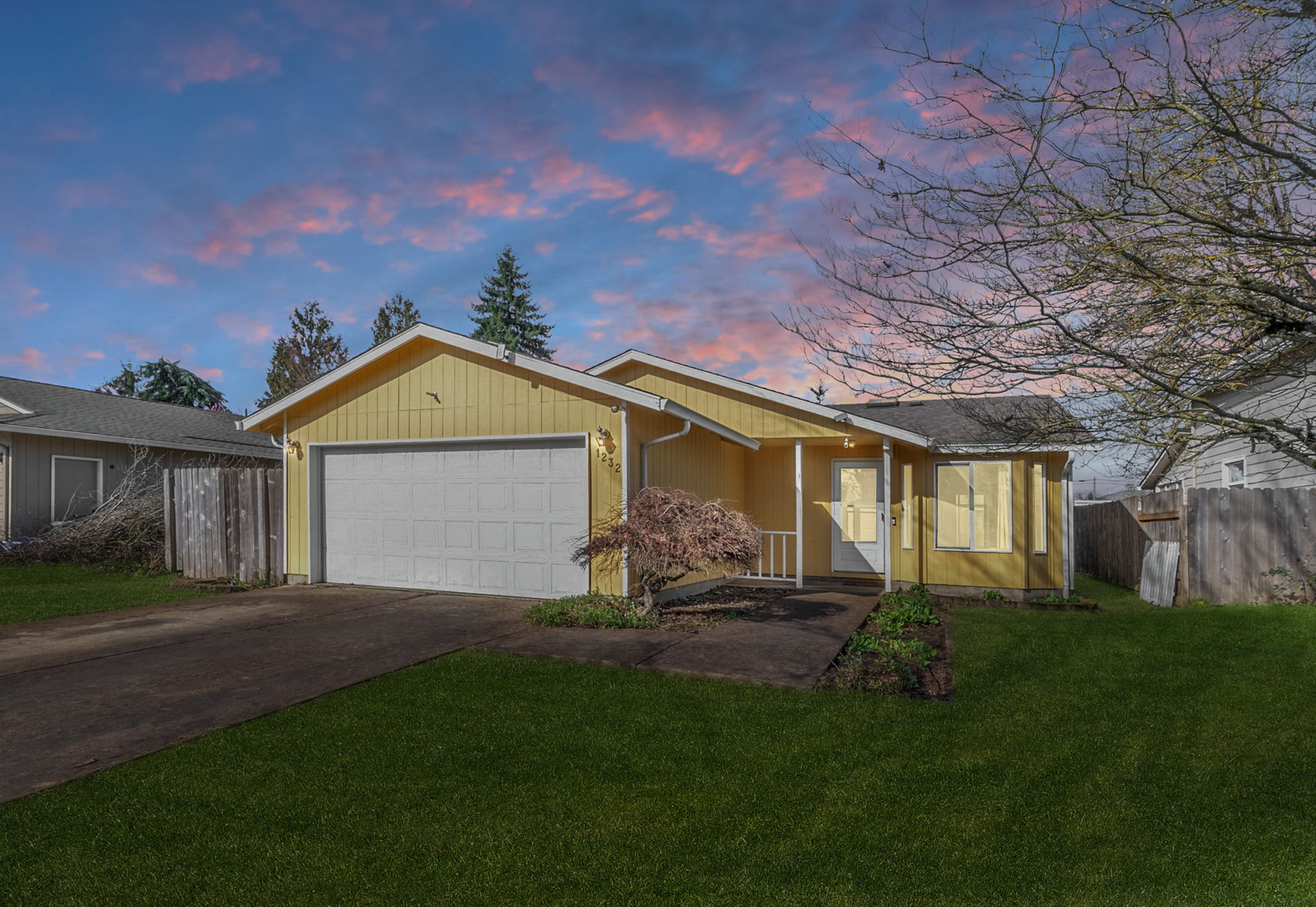 1232 W Olympic St, Springfield, OR 97477 | Northwest Photography & Media