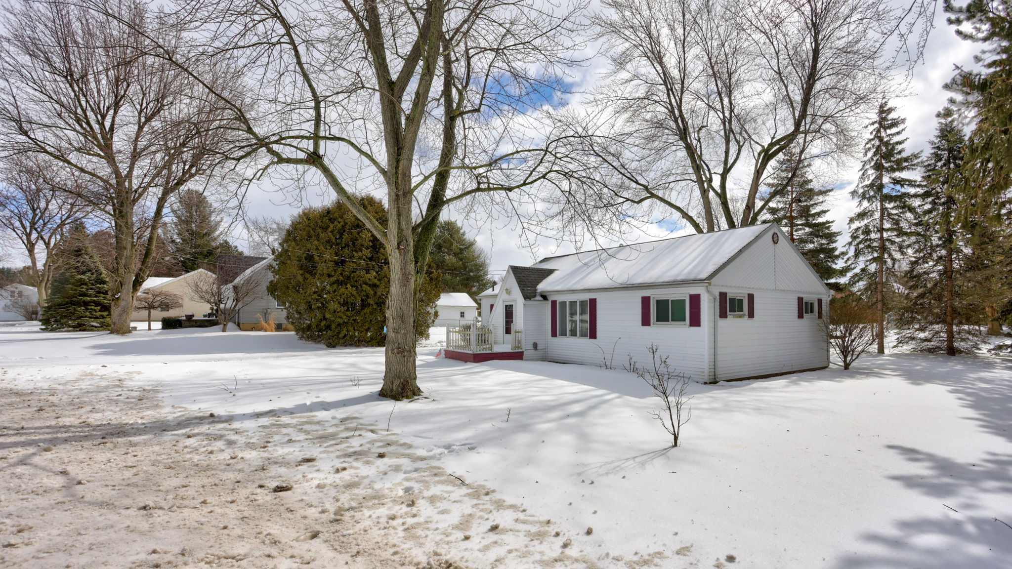 12480 Wadsworth Rd, Reese, MI 48757 | Grand Space Media