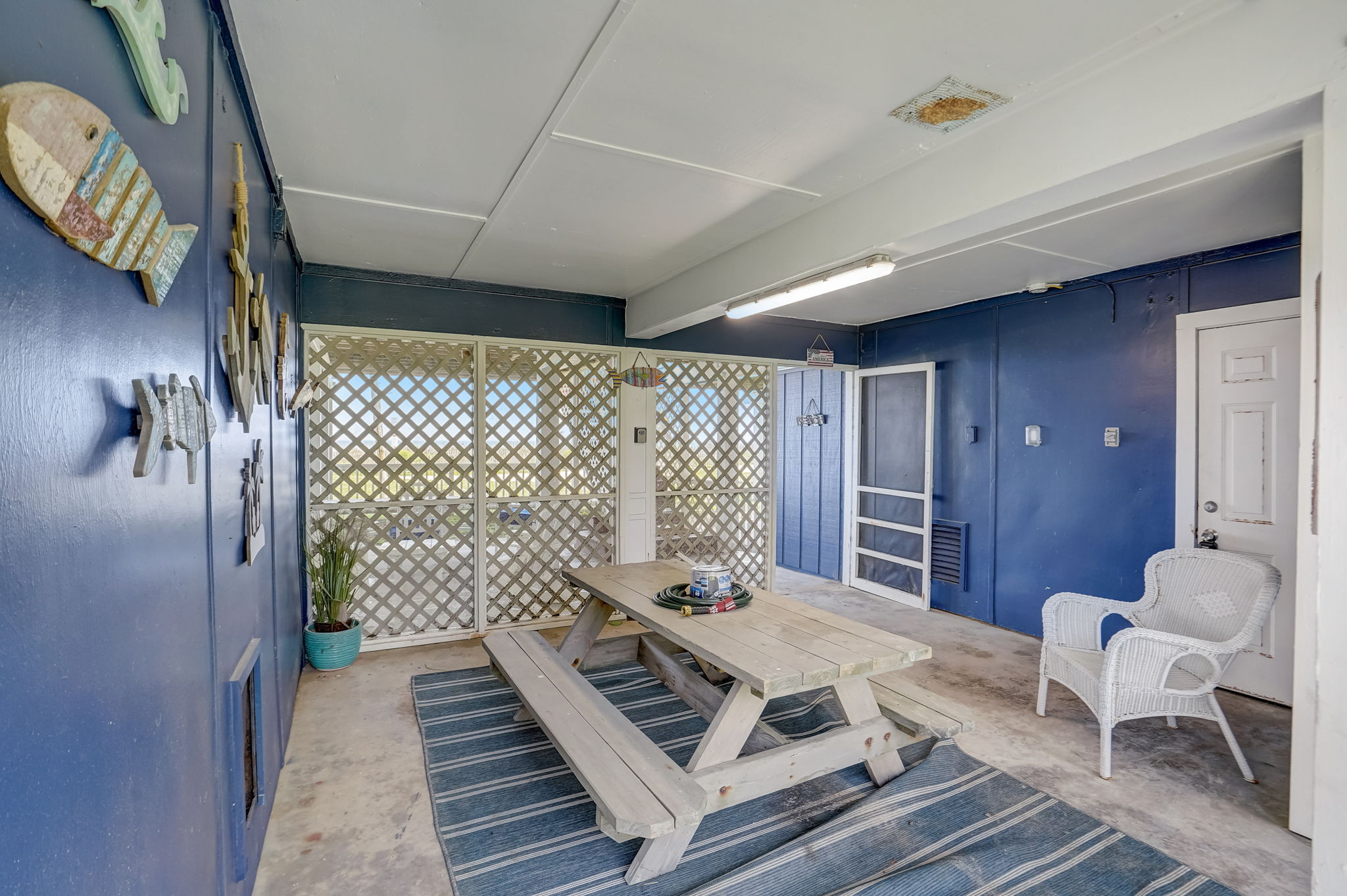 12536 W Buena Vista Dr, Galveston, TX 77554 | Zillow Media Experts