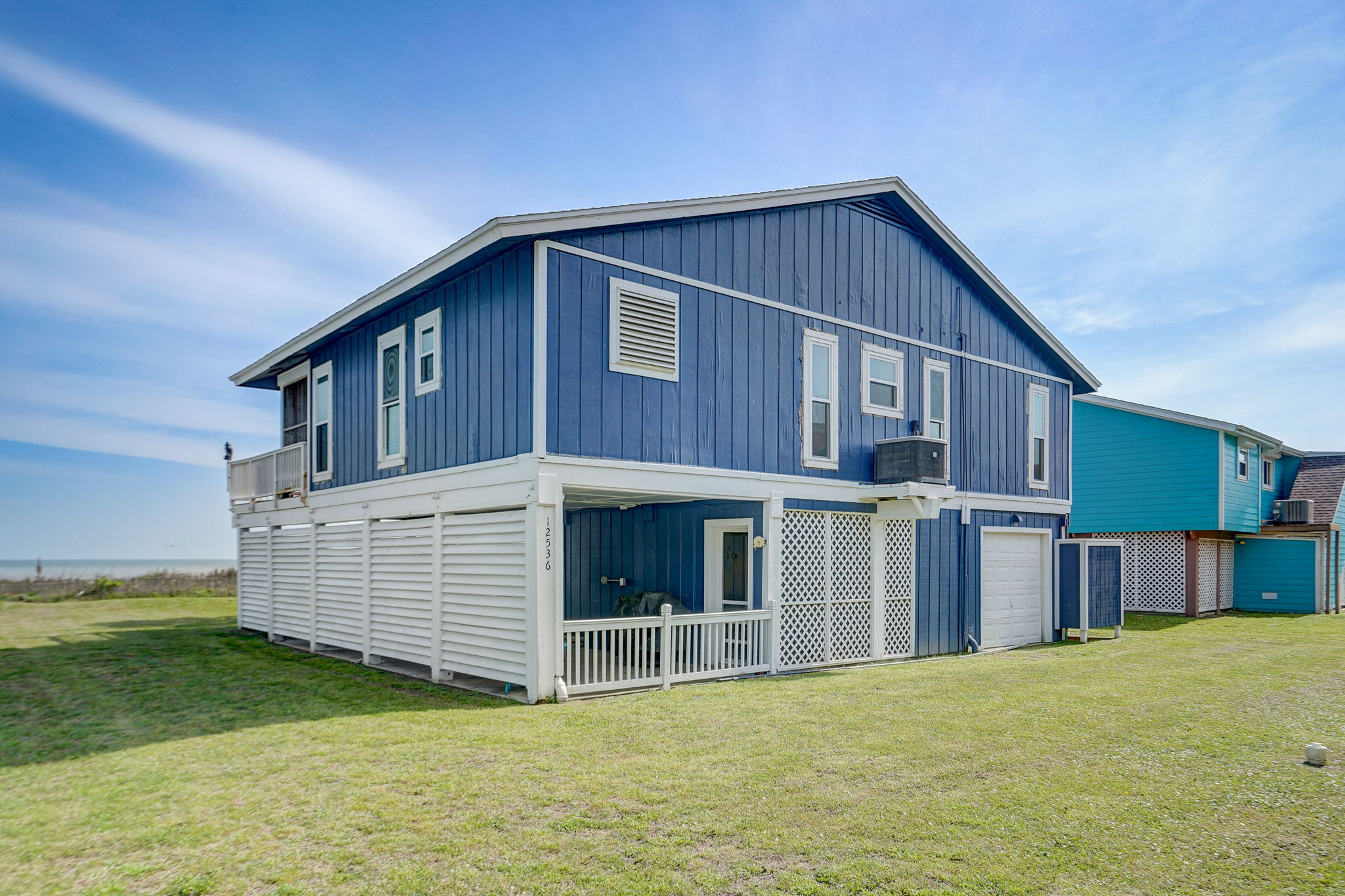 12536 W Buena Vista Dr, Galveston, TX 77554 | Zillow Media Experts