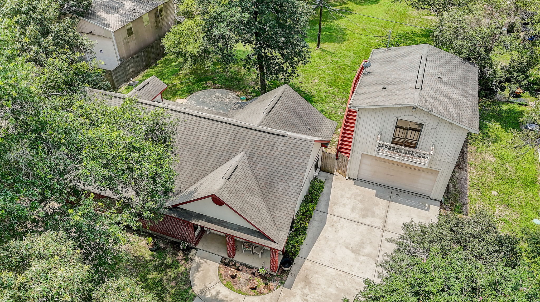 12739 Woodcreek Dr, Willis, TX 77318 | Zillow Media Experts