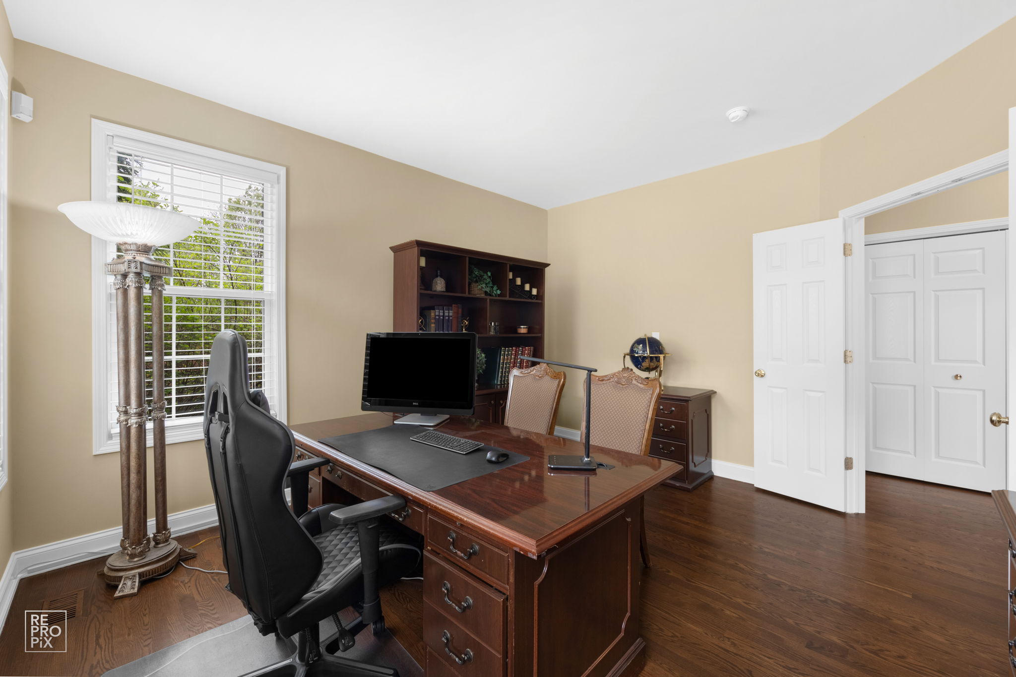 1284 S Patrick Ln, Palatine, IL 60067 | Repropix Corp.