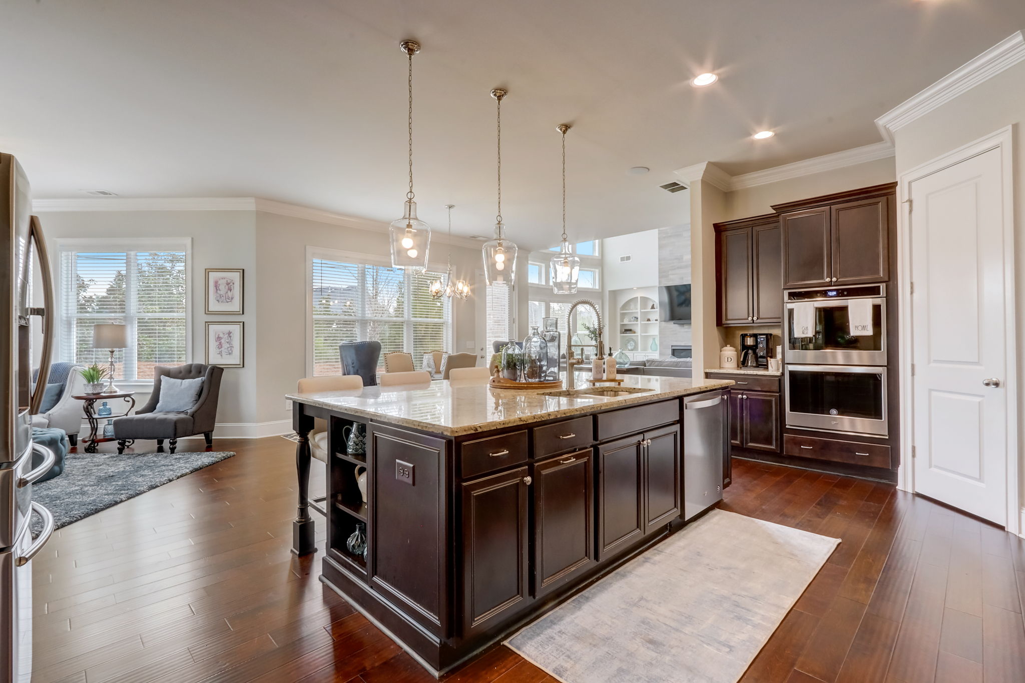 12870 Keystone Ct, Alpharetta, GA 30009 | Zillow Media Experts