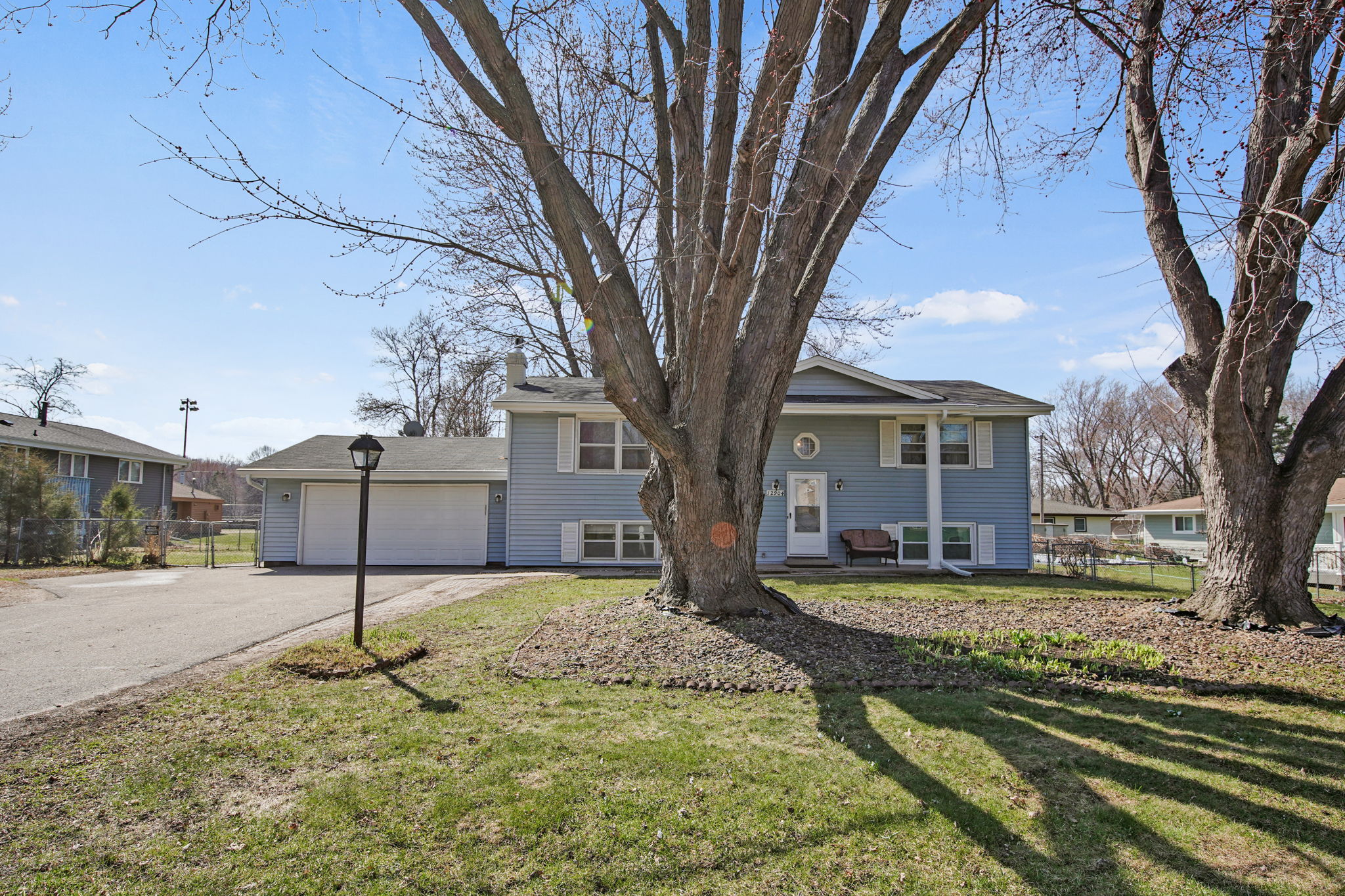 12904 Upton Ave S, Burnsville, MN 55337 | BrightSpaces Photography