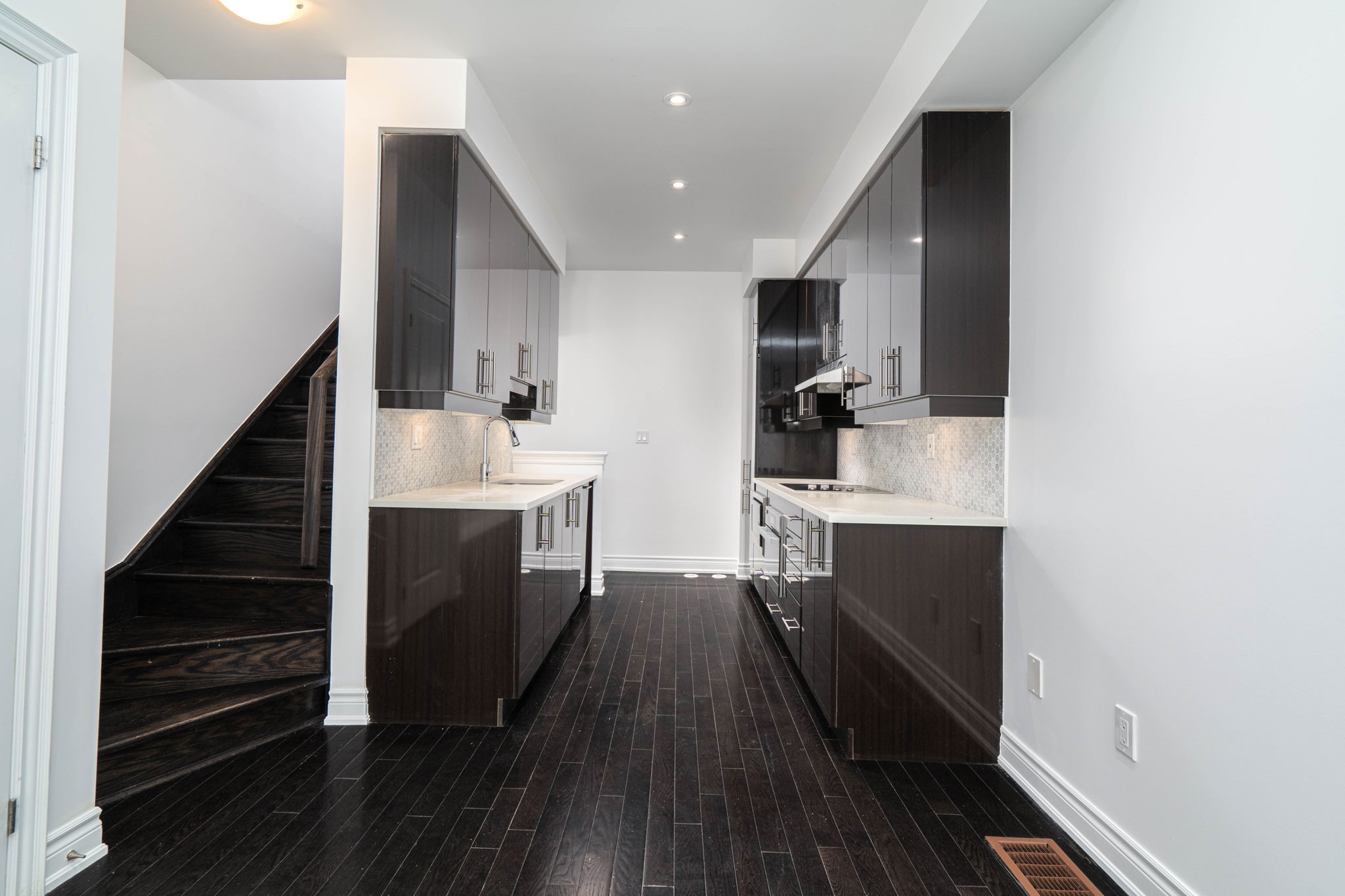 13 Hargrave Ln, Toronto, ON M4N 0A4 | Orelus Production