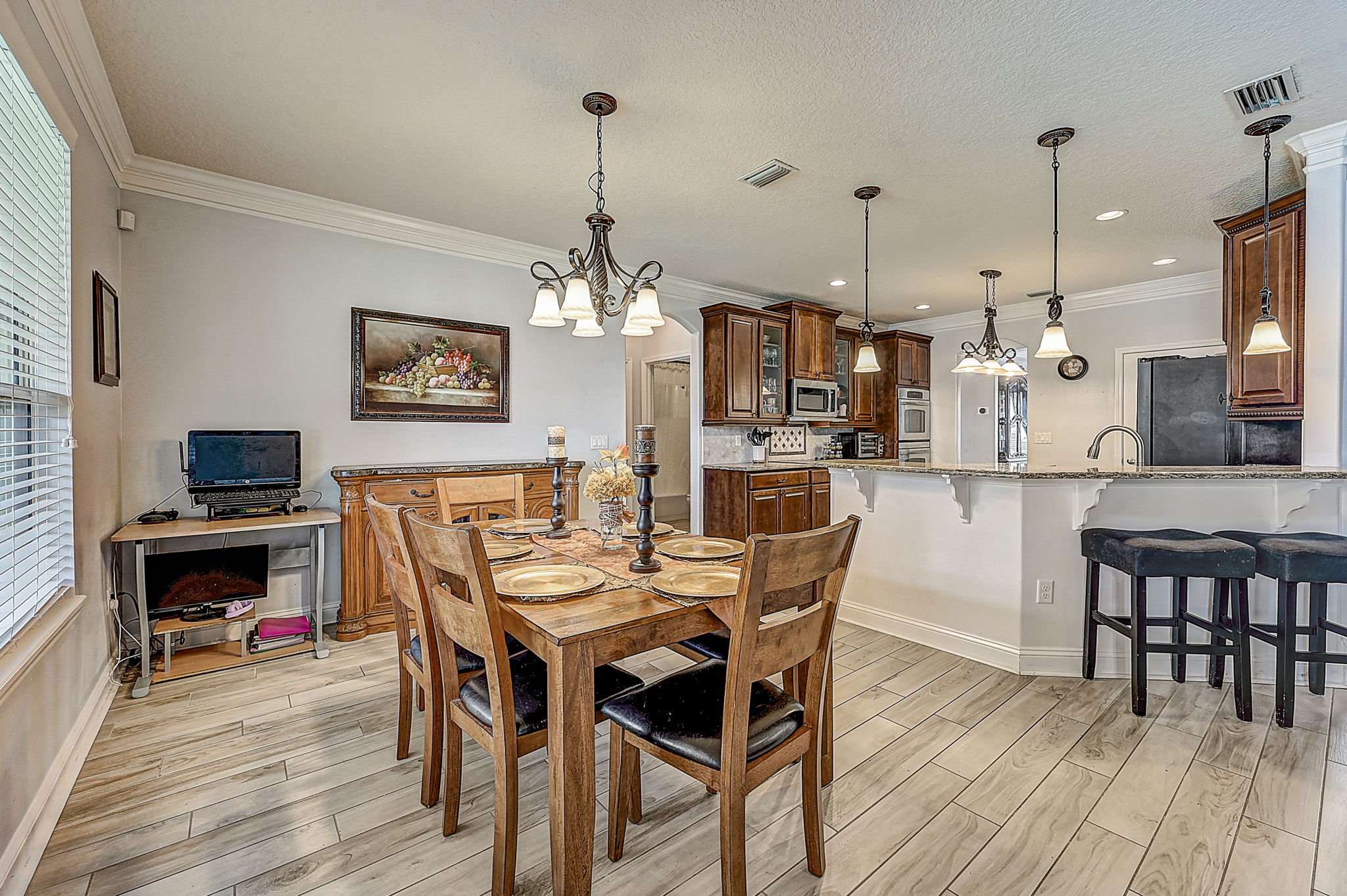 1301 Warbler Way, Middleburg, FL 32068 | ShowingTime+ Listing Media ...