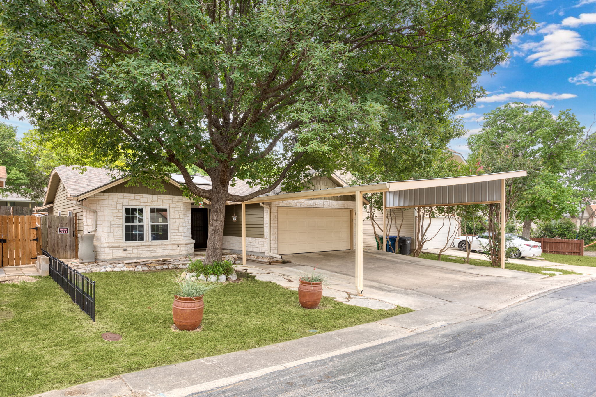 13122 Feather Point Dr, San Antonio, TX 78233 | MrHevia Media