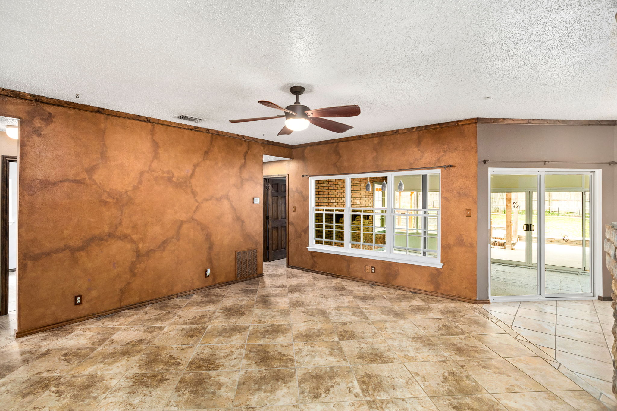 13122 Feather Point Dr, San Antonio, TX 78233 | MrHevia Media