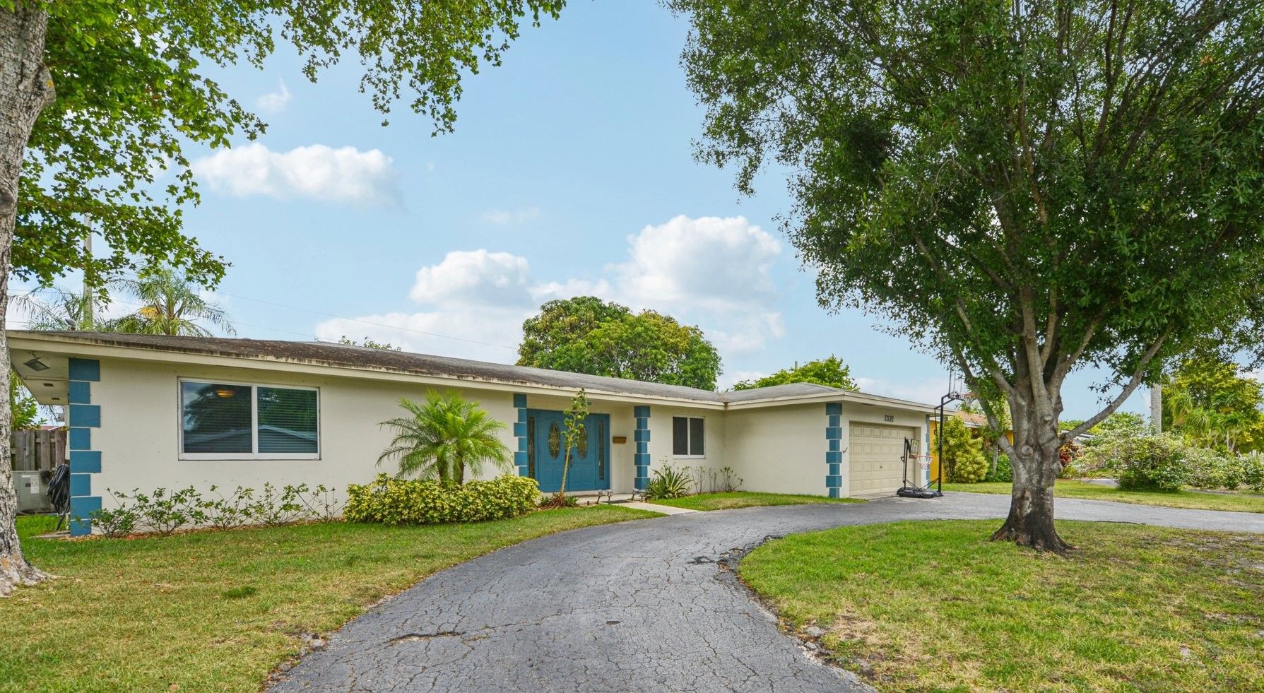 1321 NW 75th Terrace, Plantation, FL 33313 | Zillow Media Experts