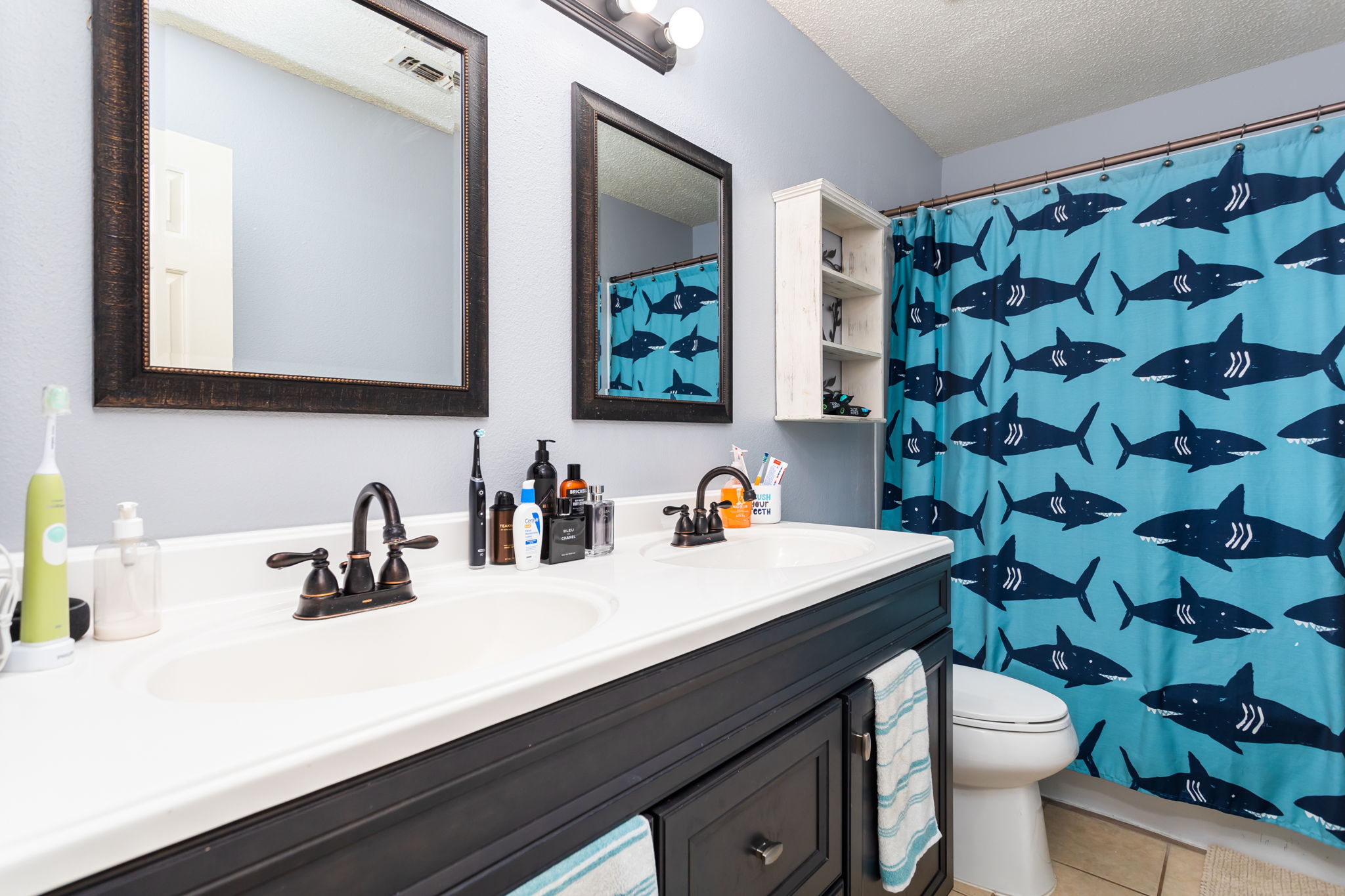 1326 Summit Creek, San Antonio, TX 78258 | MrHevia Media