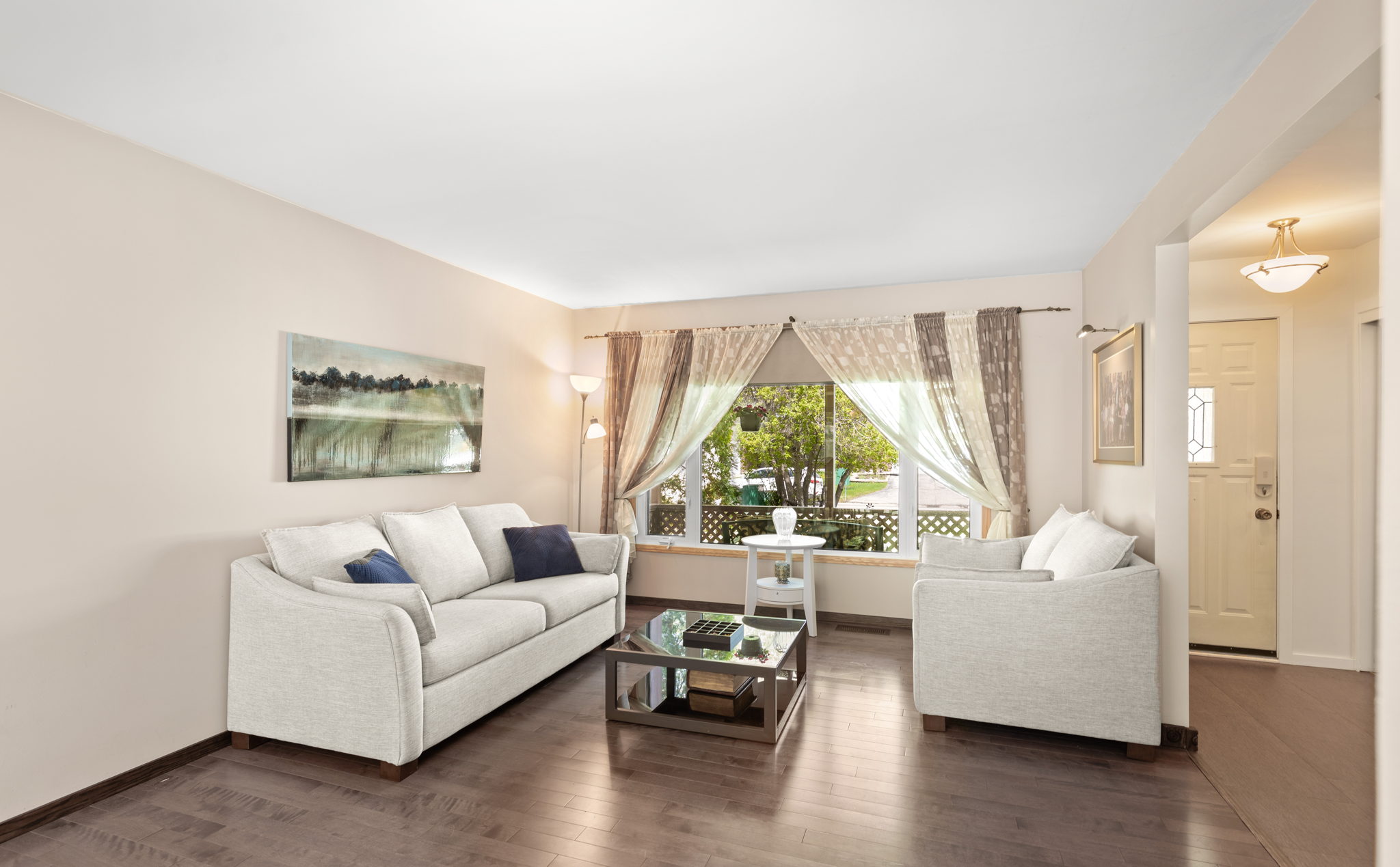 14 Avril Ln, Winnipeg, MB R3R 3C6 | insight video marketing