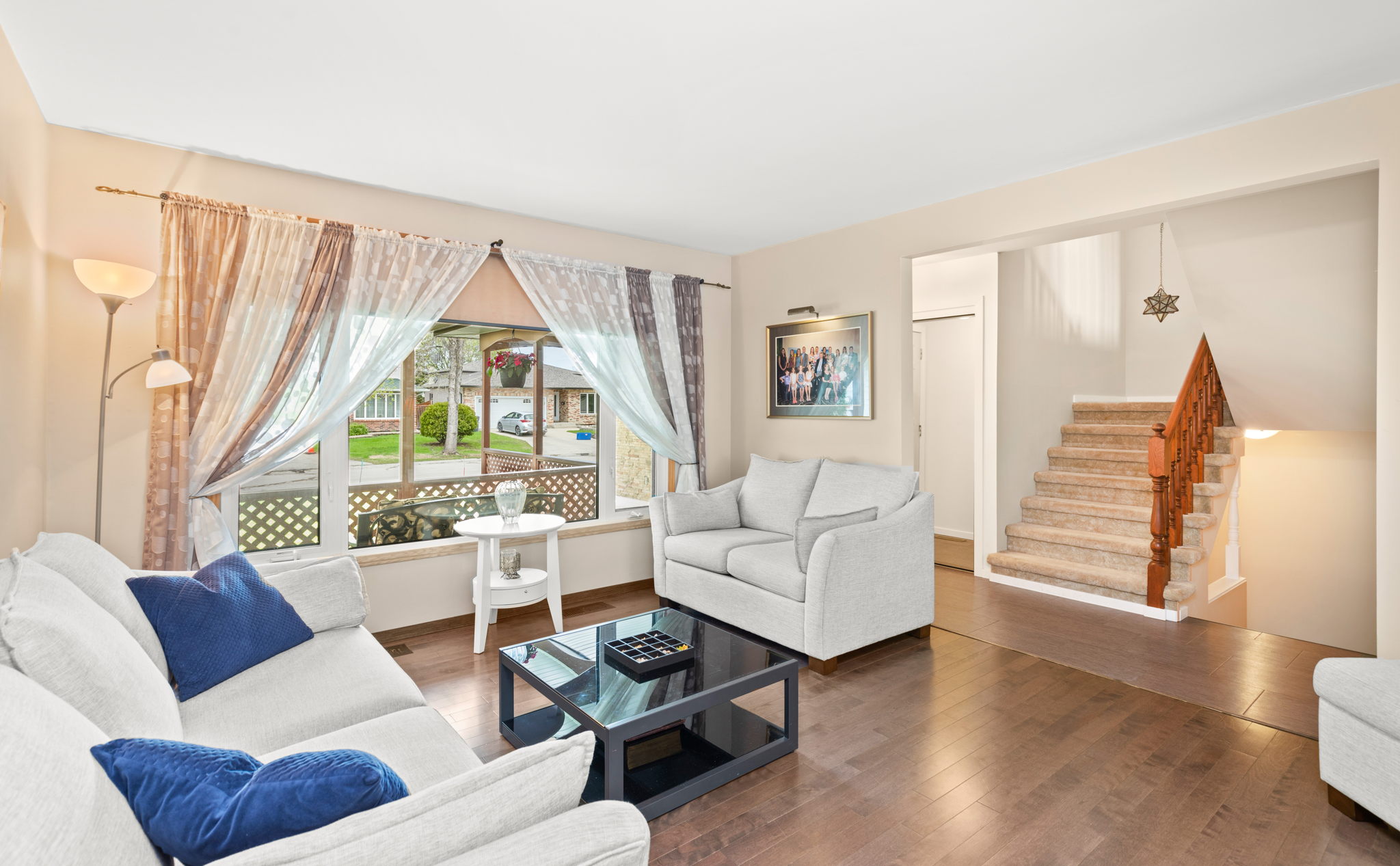 14 Avril Ln, Winnipeg, MB R3R 3C6 | insight video marketing