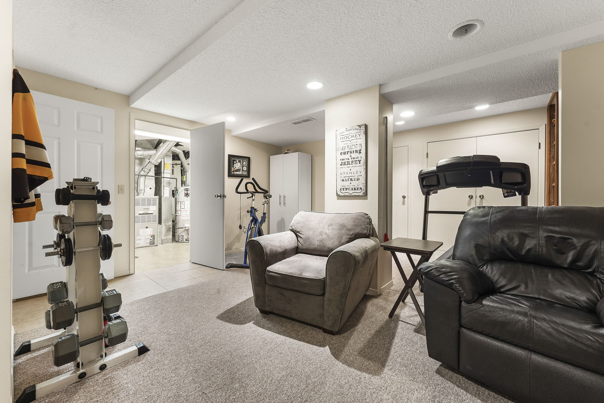 144 Edgemont Estates Dr NW, Calgary, AB T3A 2M3 | QuikSell