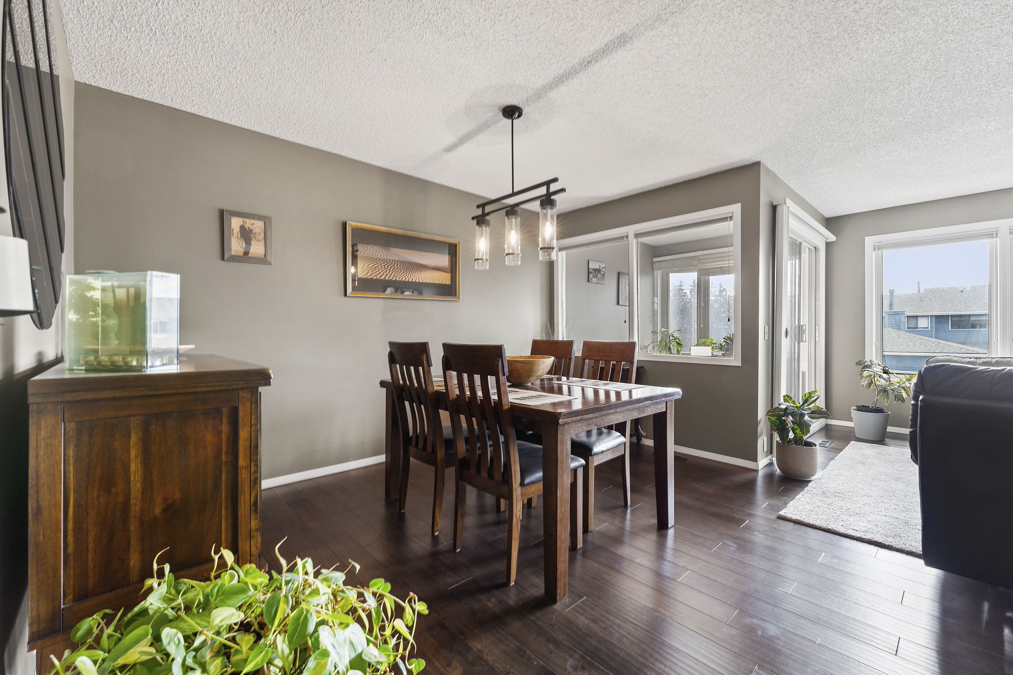 144 Edgemont Estates Dr NW, Calgary, AB T3A 2M3 | QuikSell