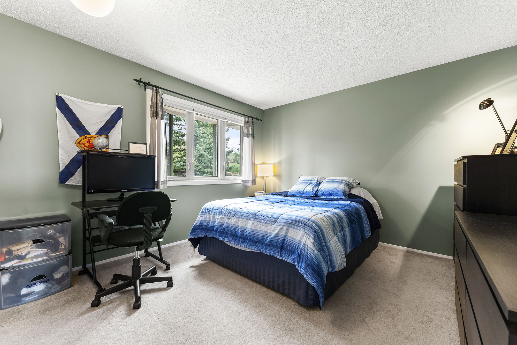 144 Edgemont Estates Dr NW, Calgary, AB T3A 2M3 | QuikSell