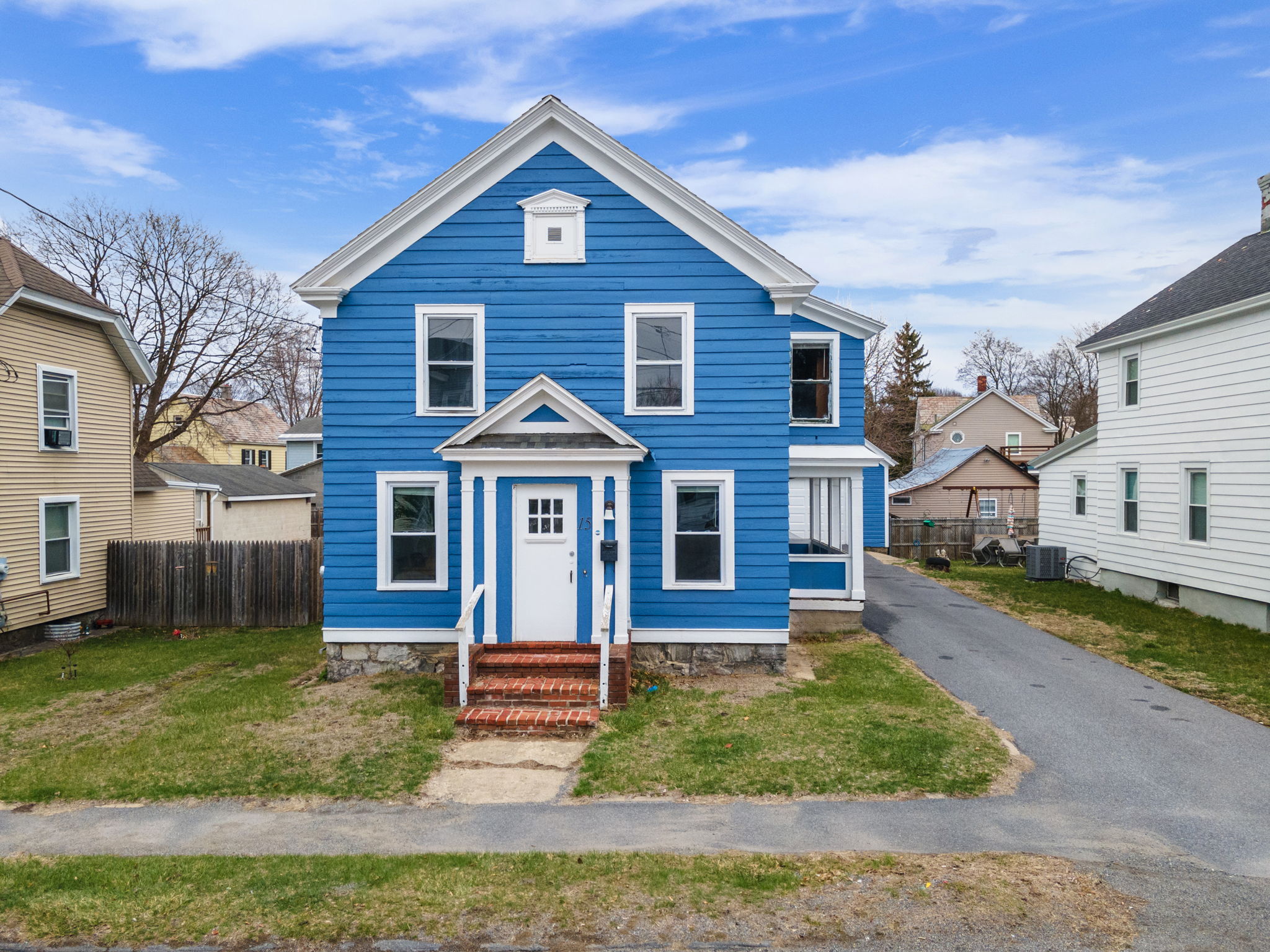 15 Parry St, Hudson Falls, NY 12839