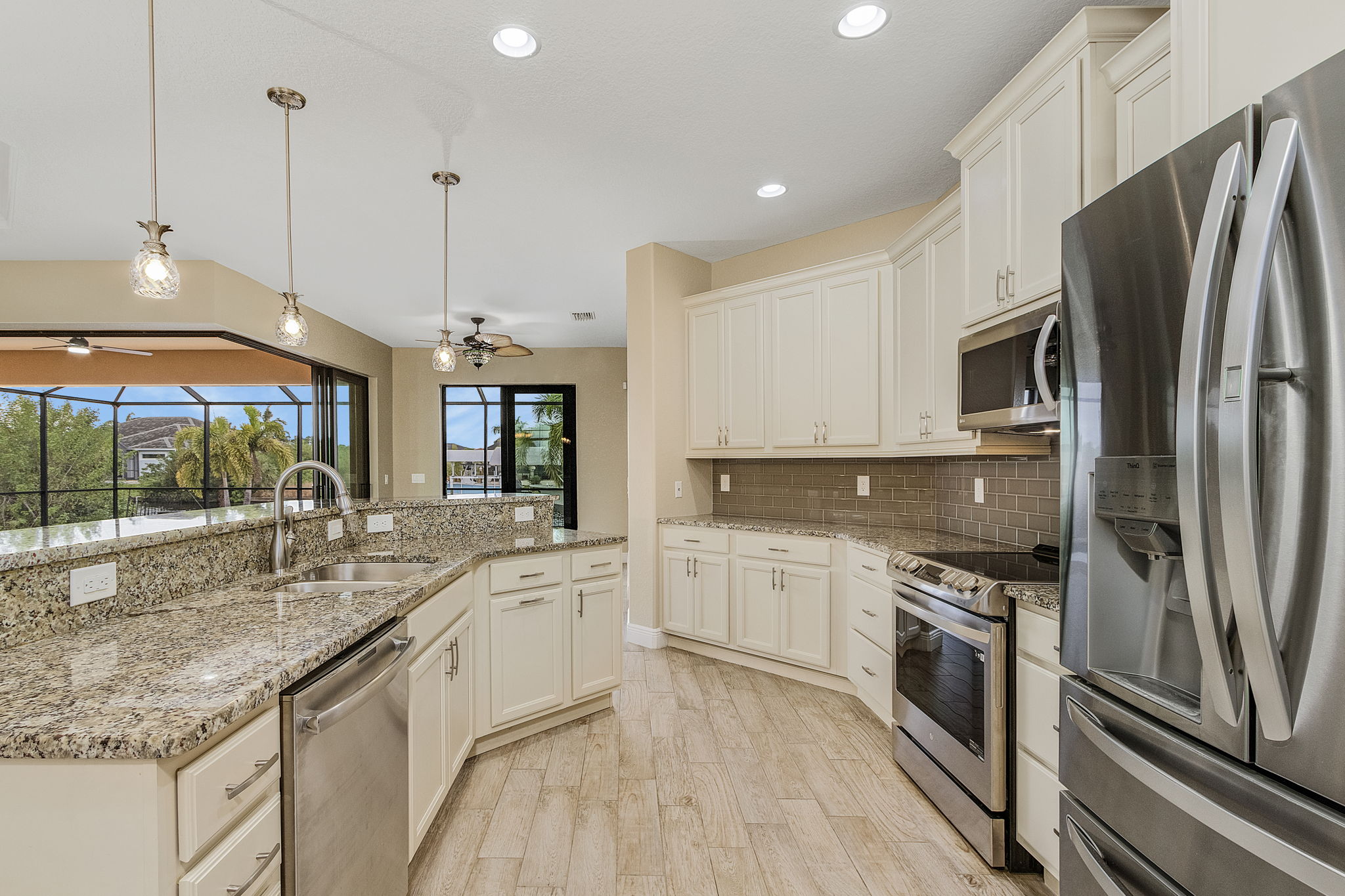 15044 Alsask Cir, Port Charlotte, FL 33981 | VisualPRO Photography