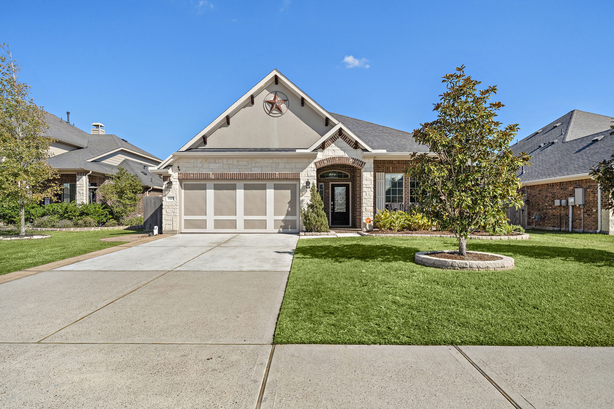 1525 Mexia Springs Ct, League City, TX 77573 | Strata Visuals