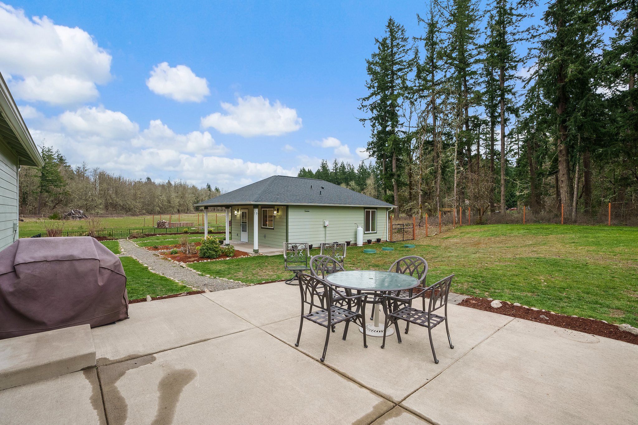 15509 Vail Cut Off Rd SE, Rainier, WA 98576 | Luminate Media